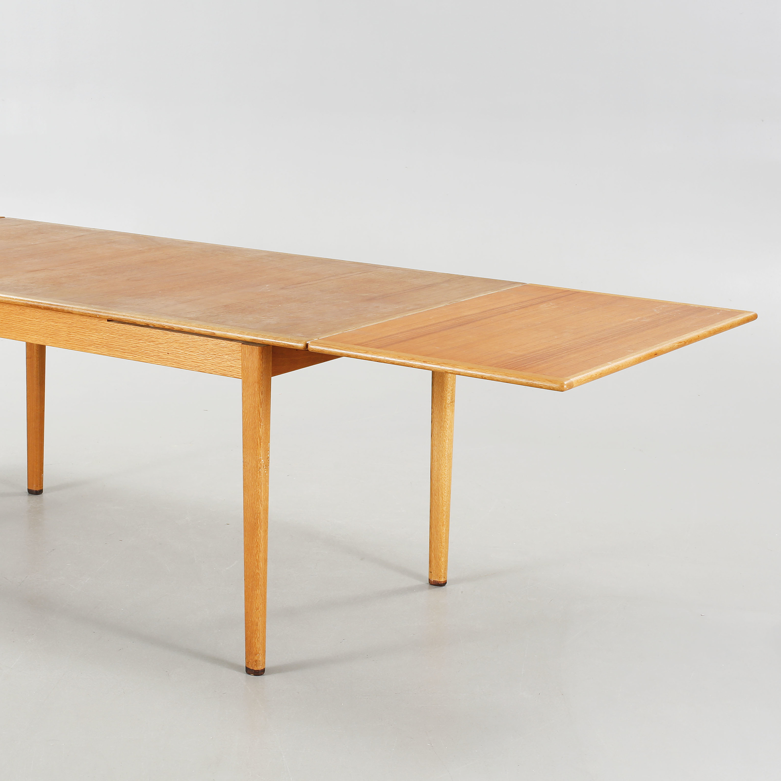 A 1950/60s table. - Bukowskis