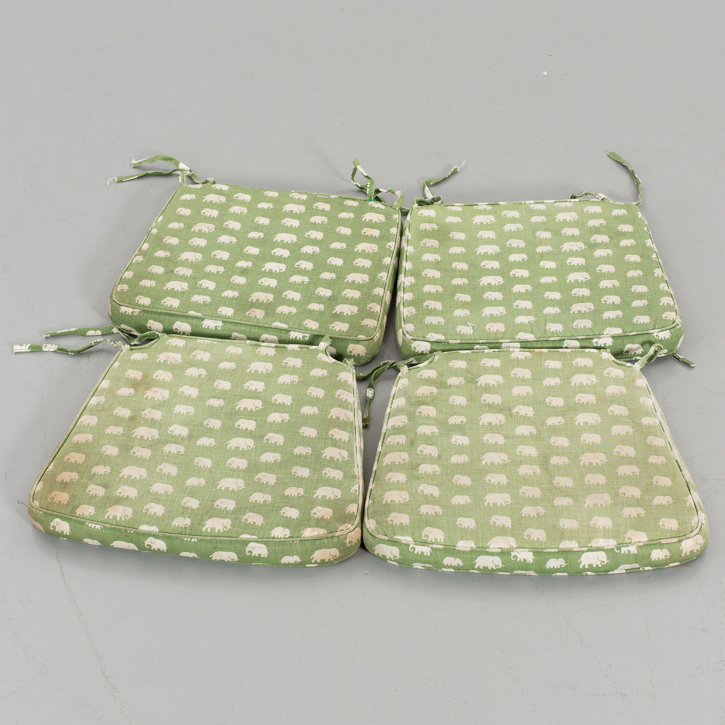 ESTRID ERICSON, stolsdynor, 4 st, för Firma Svenskt Tenn Stockholm ...