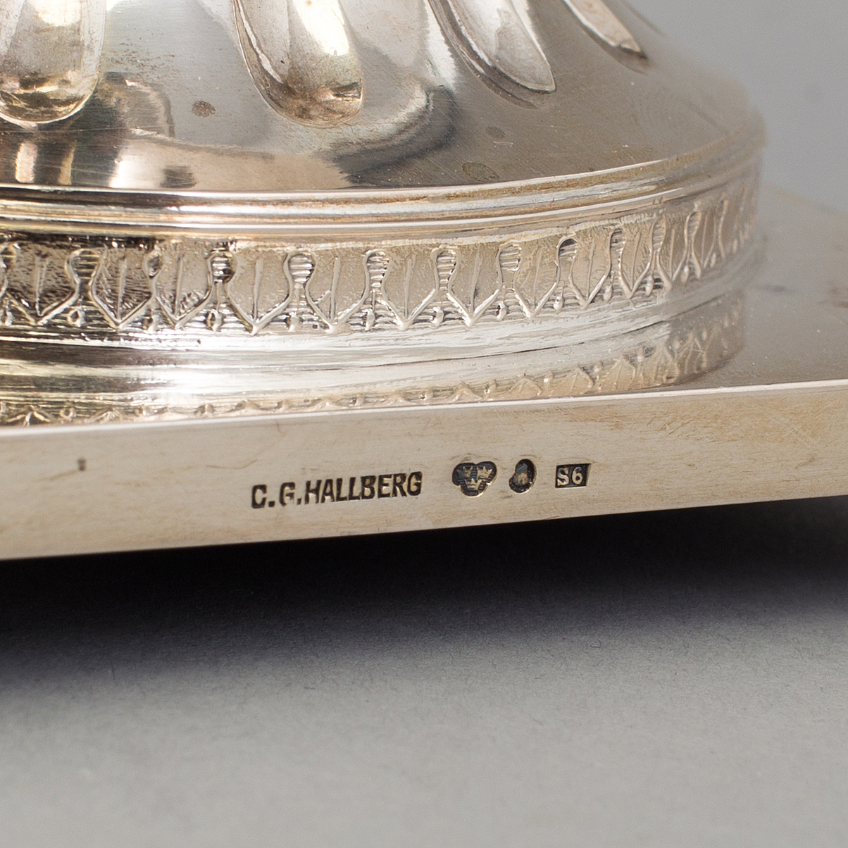 LJUSSTAKE, silver, CG Hallberg, 1896. - Bukowskis
