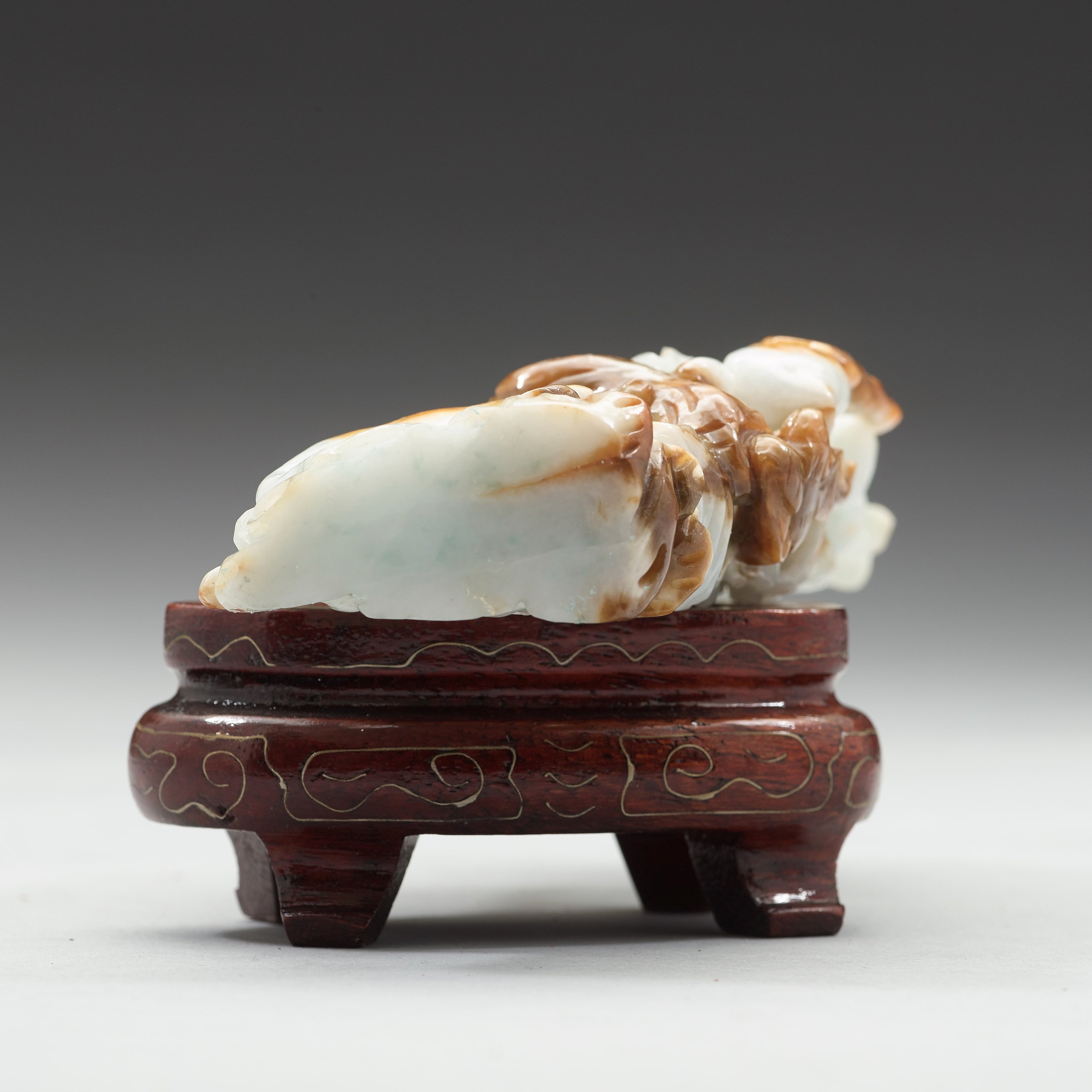 A Chinese nephrite sculpture, 20th Century. - Bukowskis
