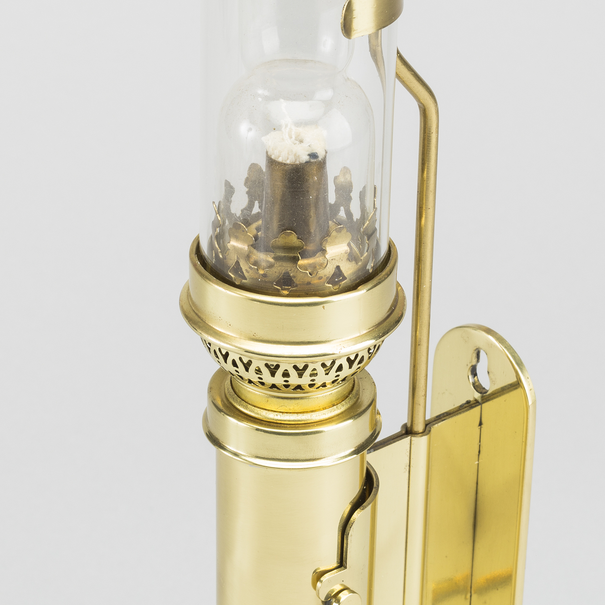 A pair of brass kerosene lamps, GV Harnisch Eftr, Copenhagen, 20th ...