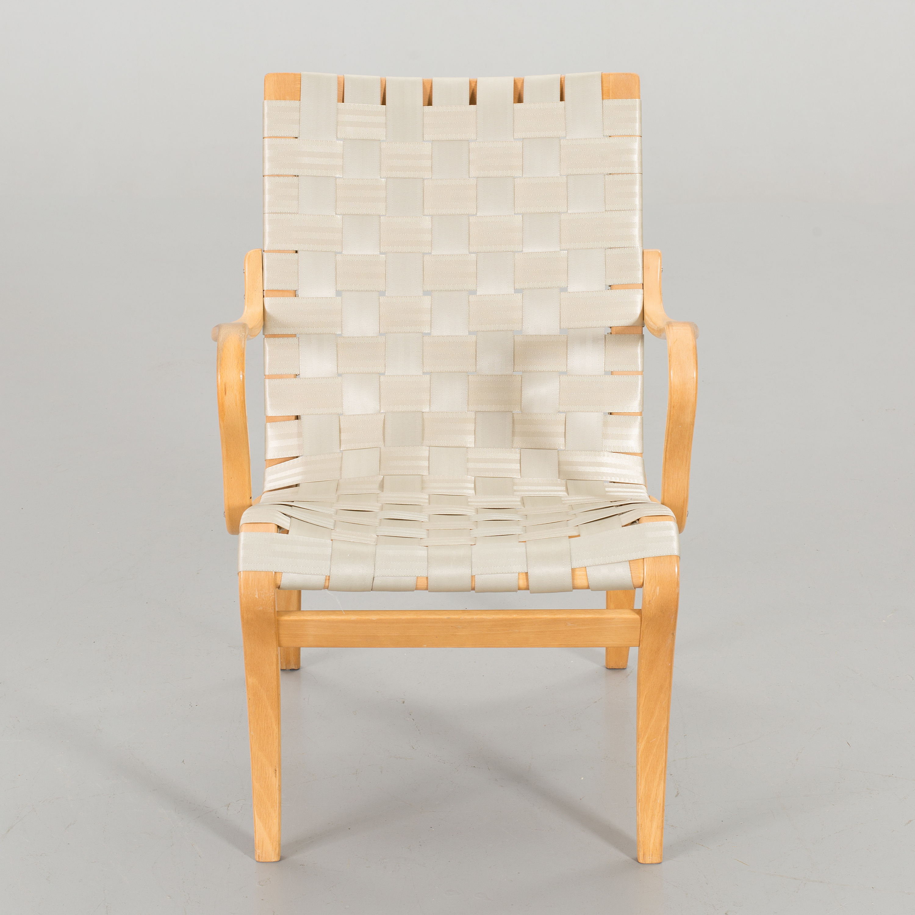 BRUNO MATHSSON, armchair "Mina" Mathsson International Värnamo. - Bukowskis