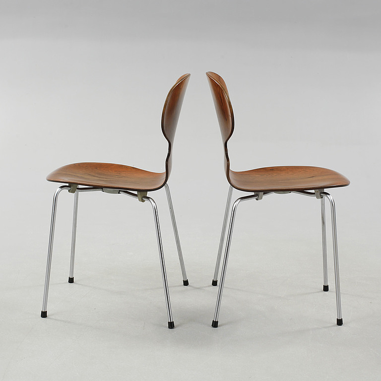 ARNE JACOBSEN, 4 stolar, "Myran", Fritz Hansen, 1960-tal. - Bukowskis