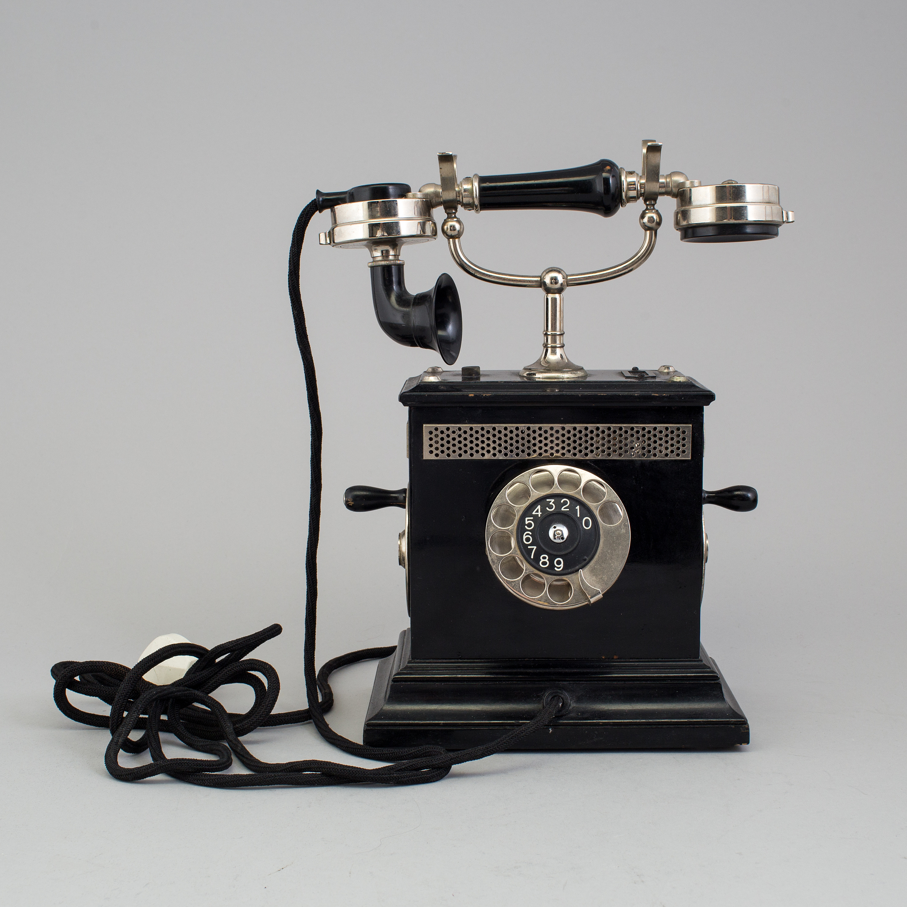 A telephone by Telegrafverkets verkstad in Nynäshamn, early 20th ...