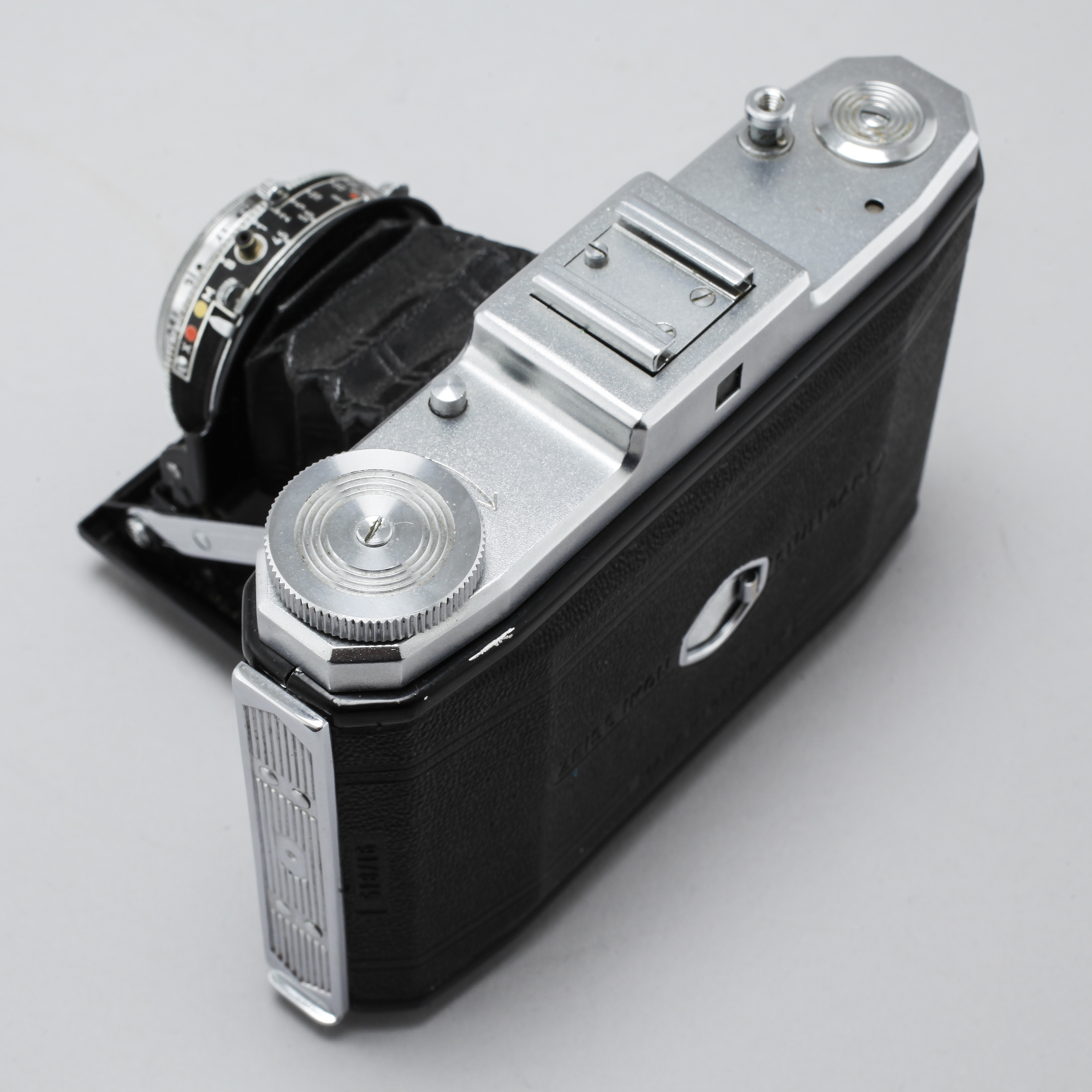 Four cameras, first half of the 20th century. - Bukowskis