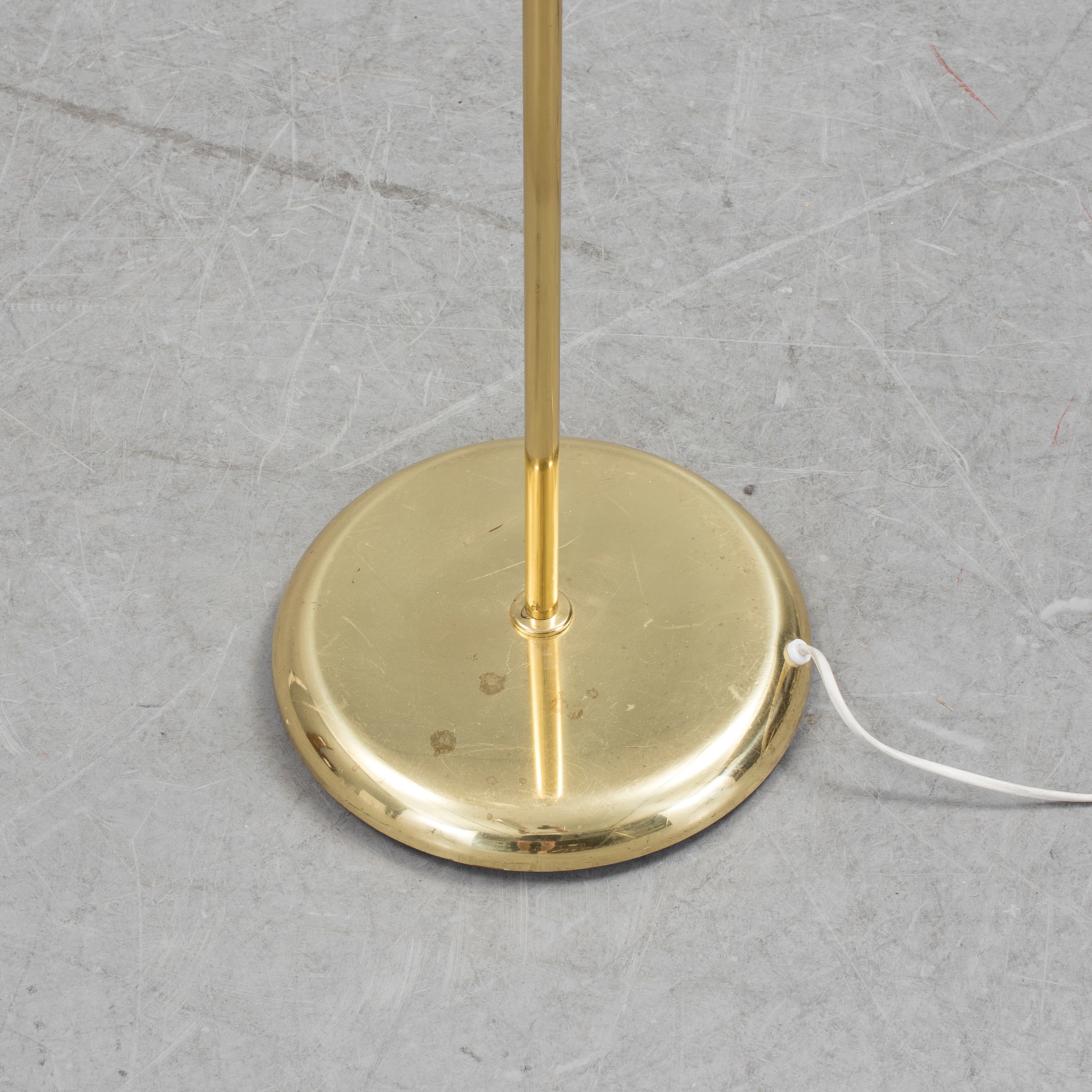 An Aneta brass standard light, late 20th Century. - Bukowskis