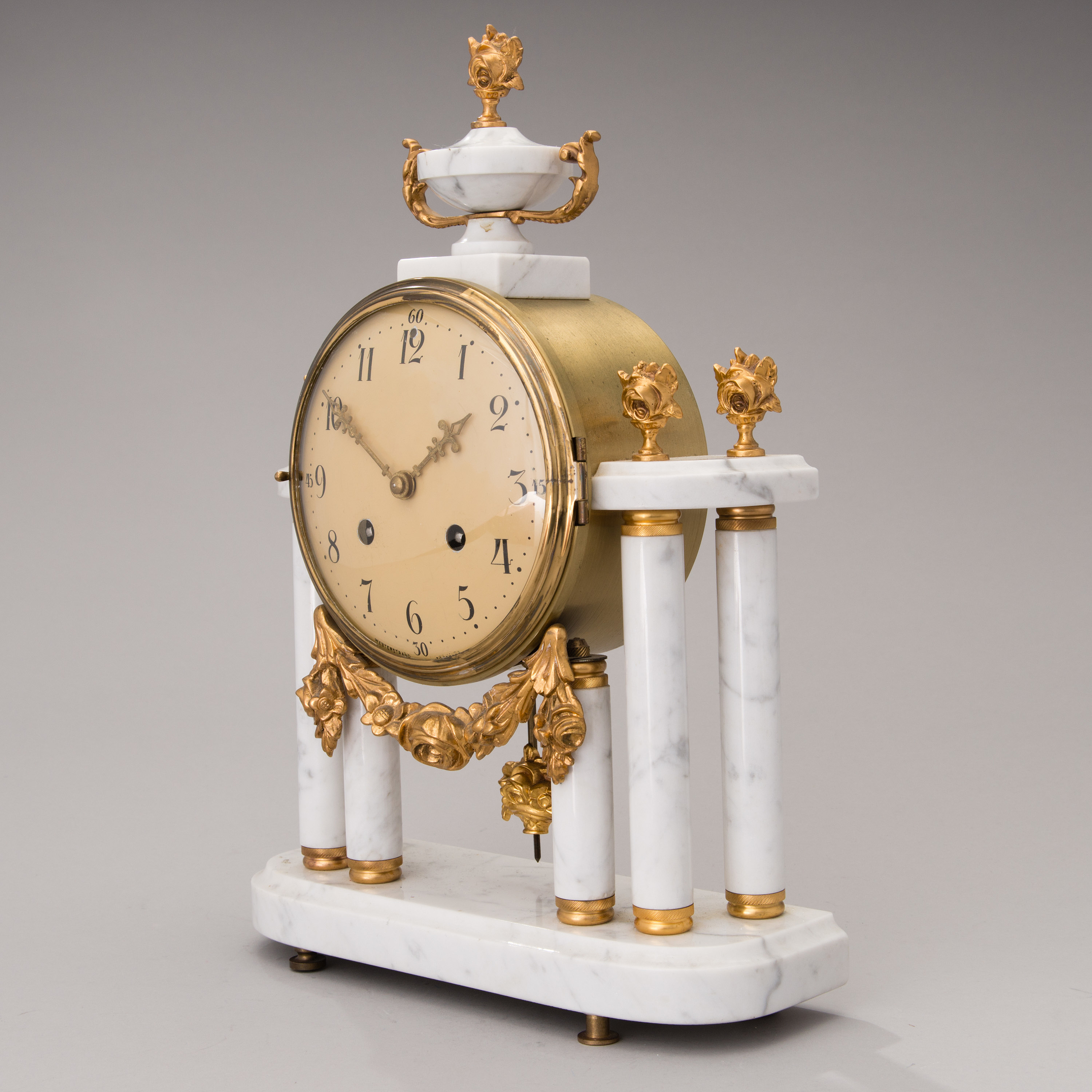 A Louis XVI style marble mantel clock from Westerstrand, Töreboda ...