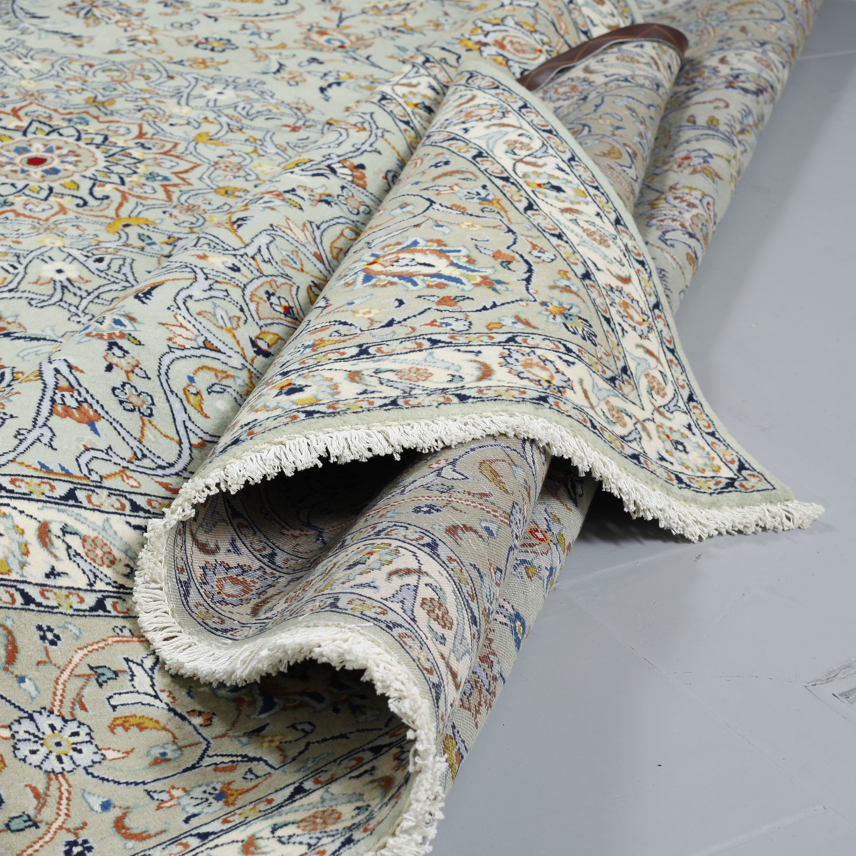 A Keshan rug, ca 392 x 280 cm. - Bukowskis