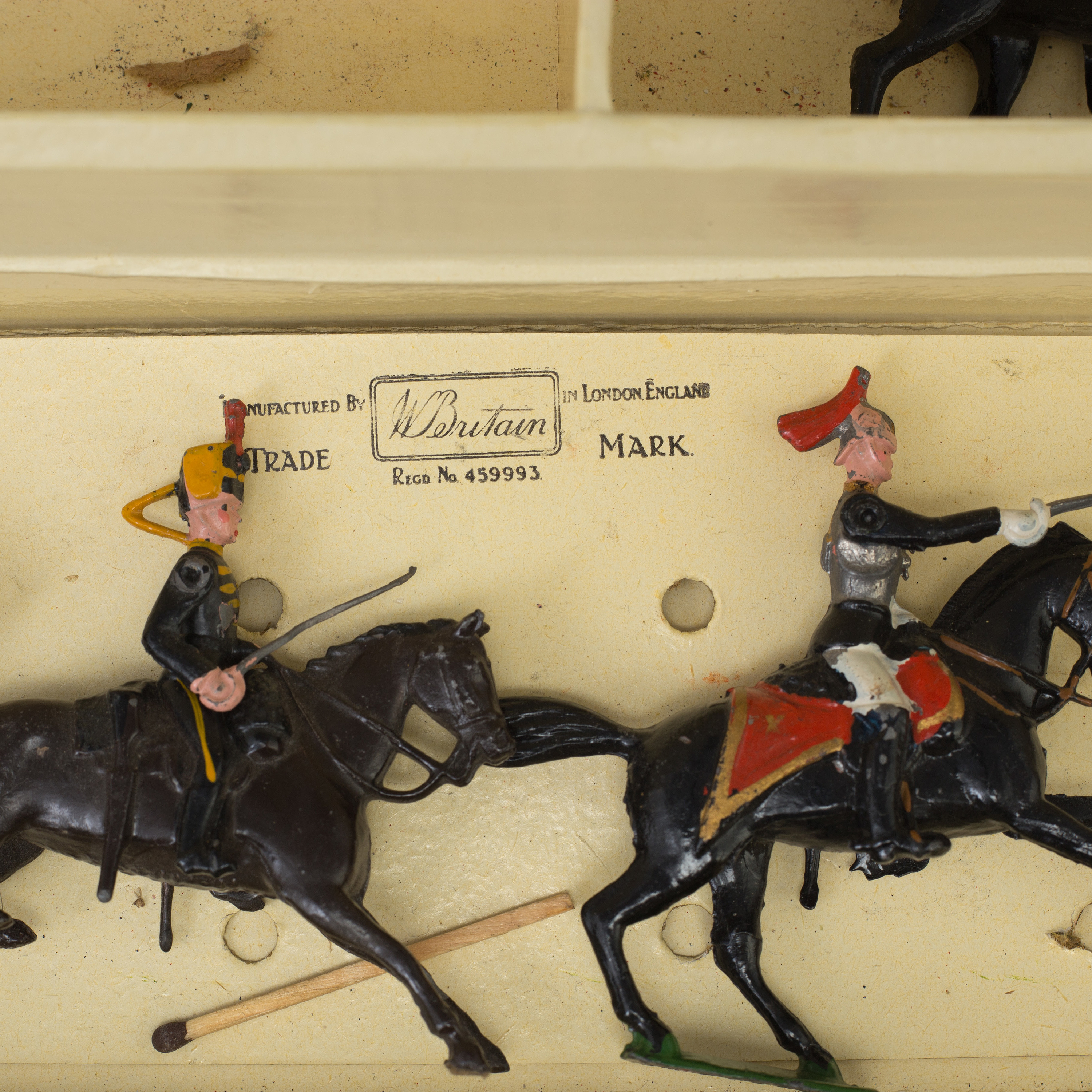 A 40 peice collection of Lead Figures from Britains Ltd, 1950´s ...