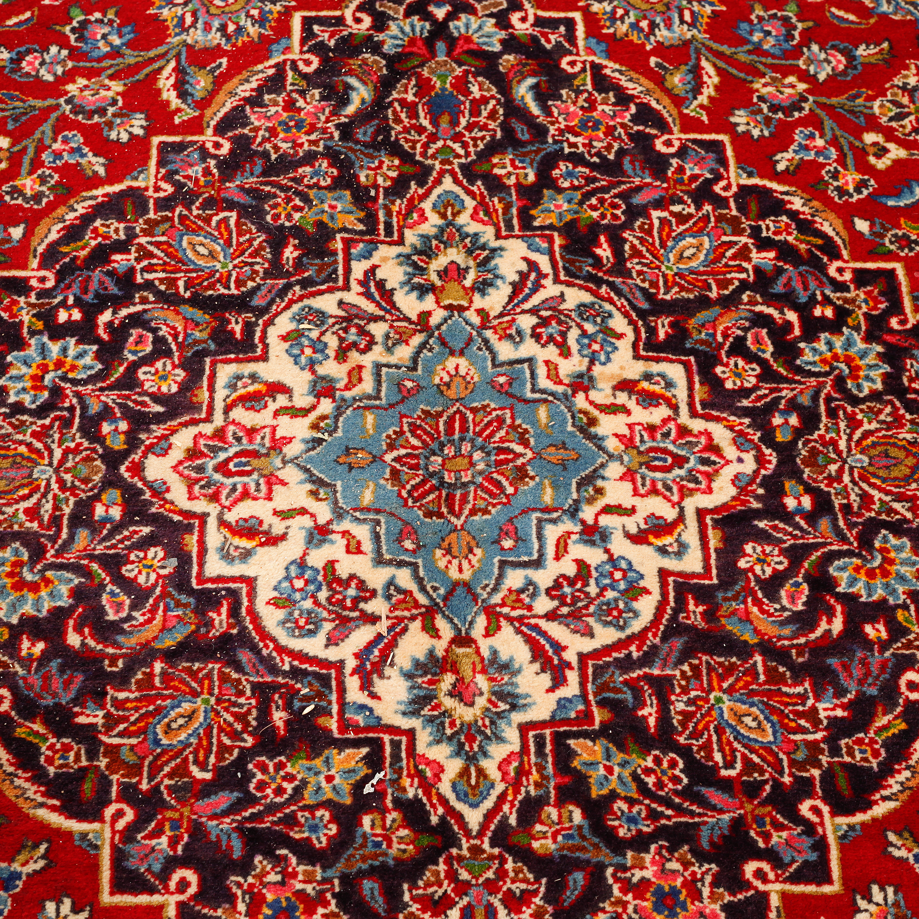 A Keshan rug, ca 410 x 288 cm. - Bukowskis
