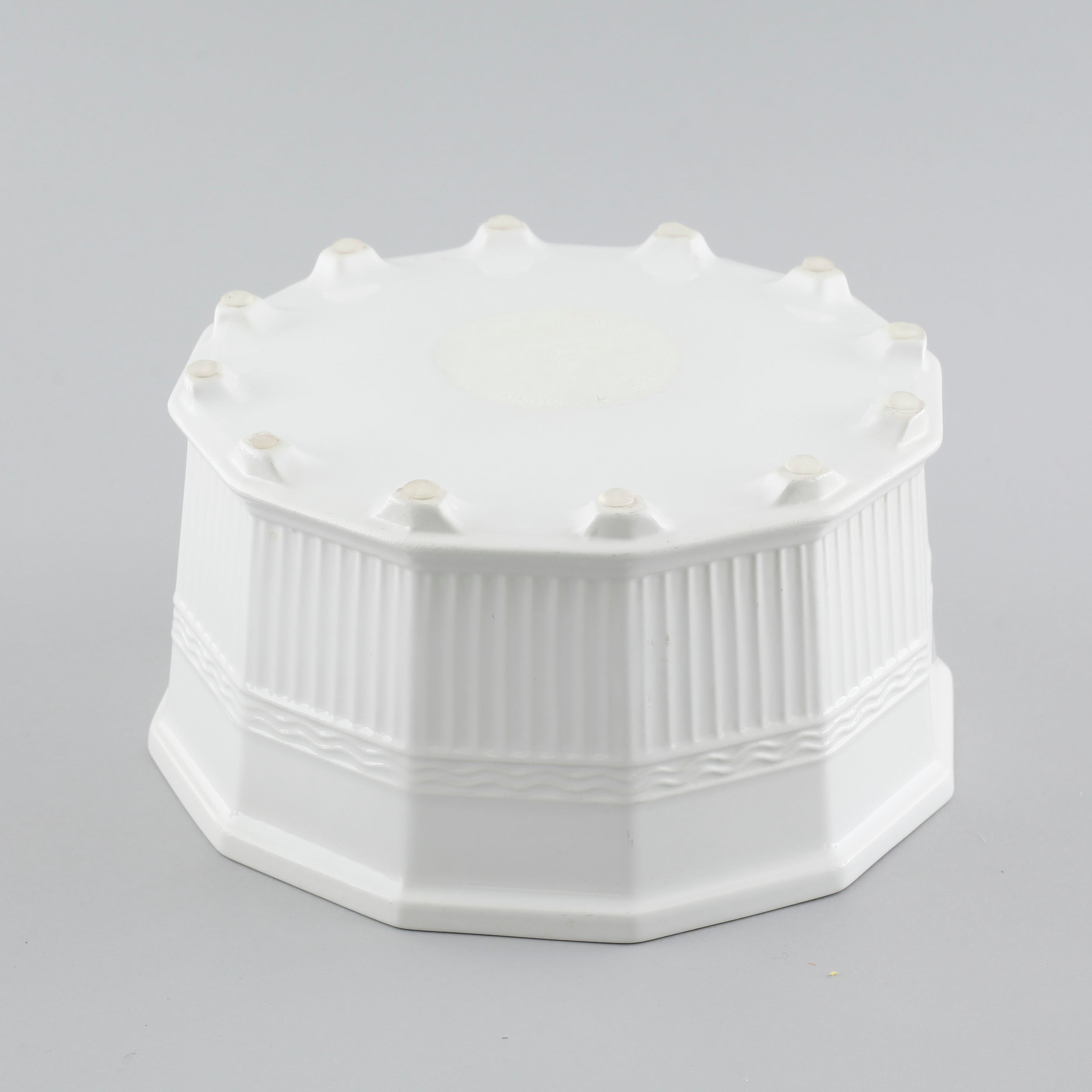 Four swedish porcelain flower pots 'Waldermarsudde', designed by the ...