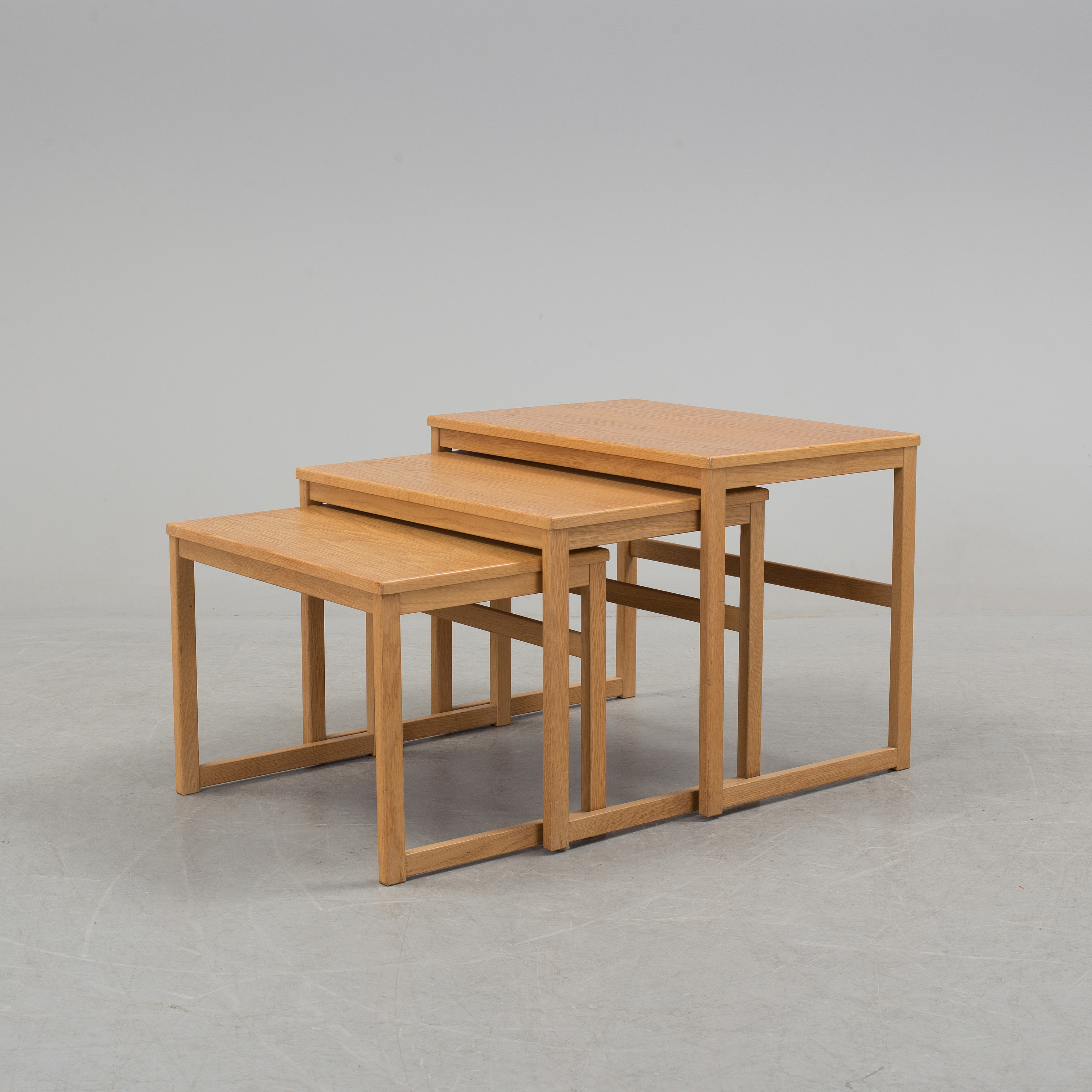 Three Svante Skogh oak table from Säffle Möbelfabrik, 1960´s. - Bukowskis