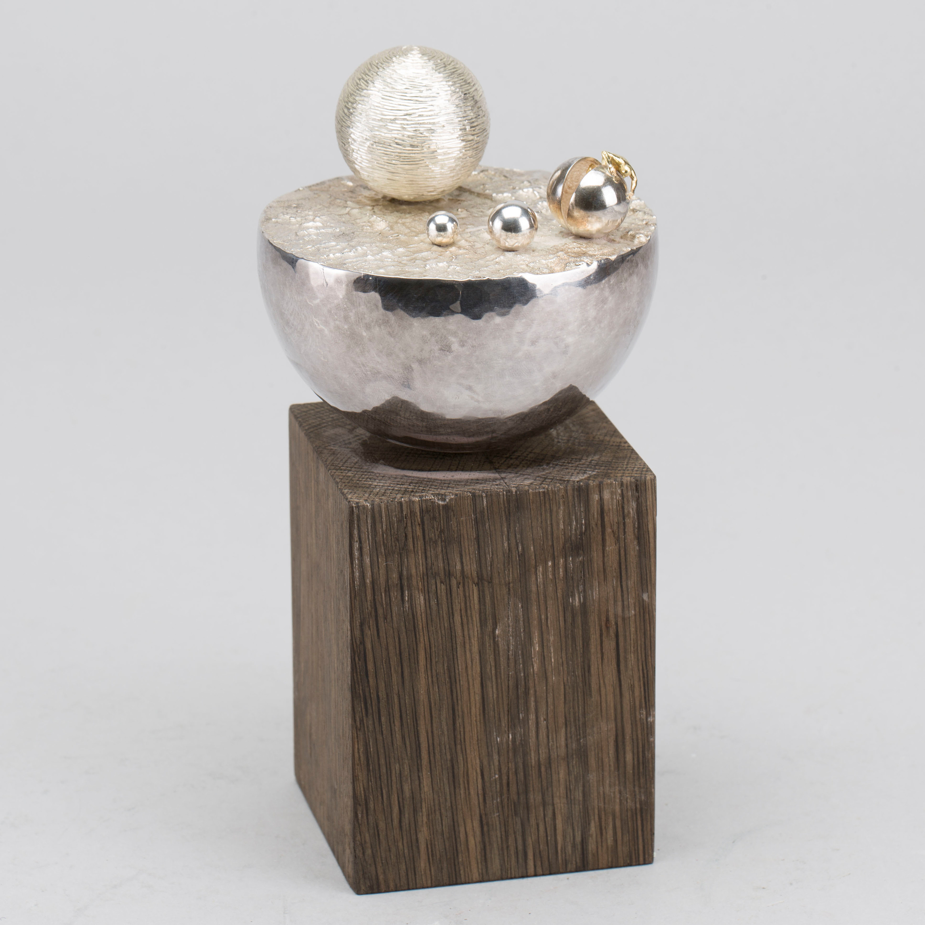 BJÖRN FLYGARE, a silver sculpture, - Bukowskis