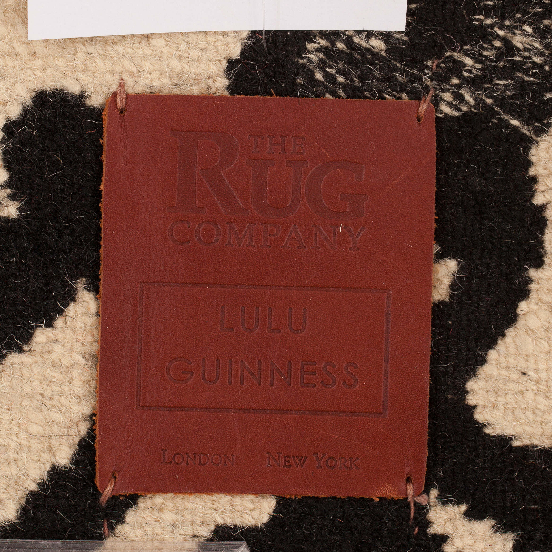 MATTA, "Canvas rose" Lulu Guinness, The Rug Company, ca 275 x 184 cm ...