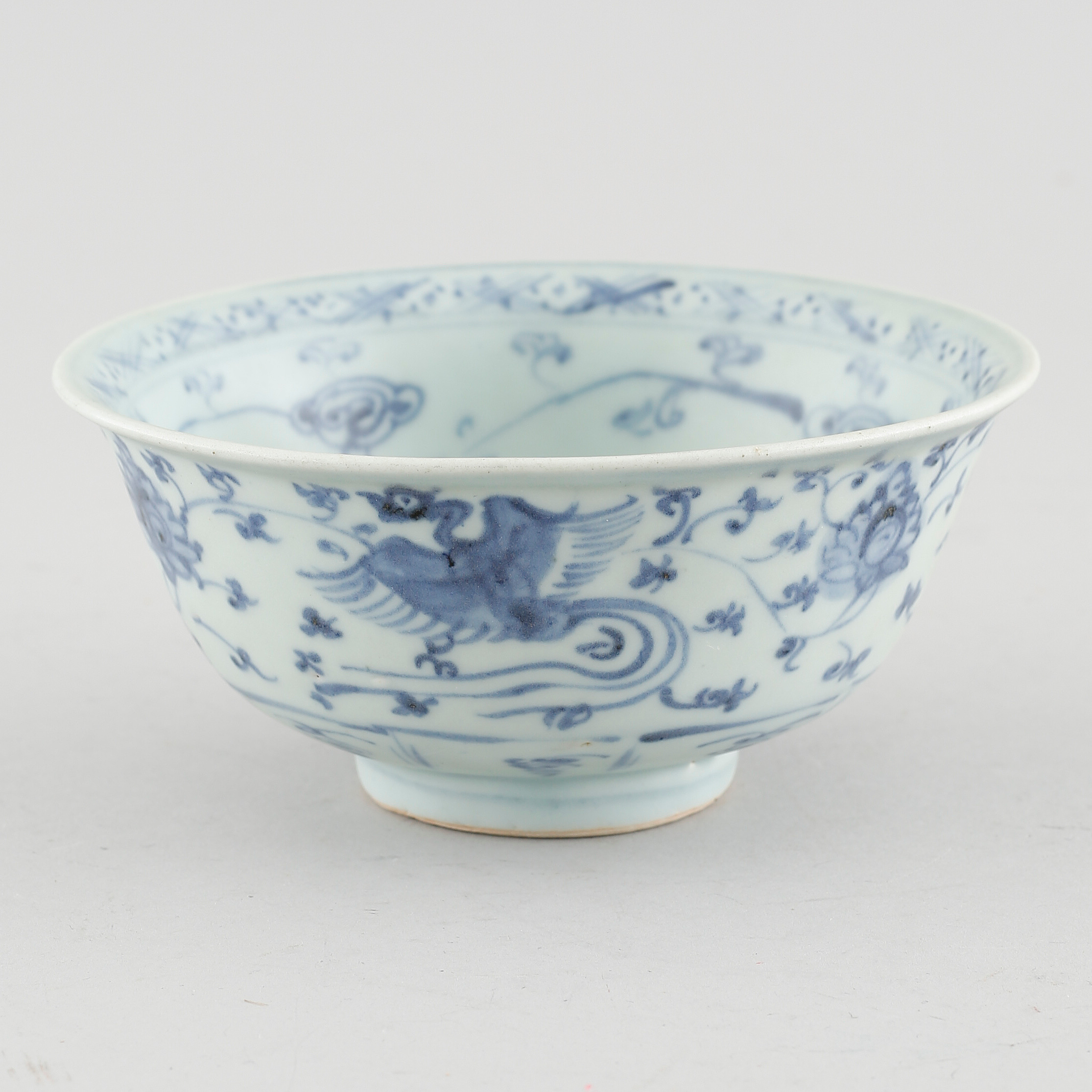 A Chinese porcelain bowl, Ming dynasty (1368-1644). - Bukowskis