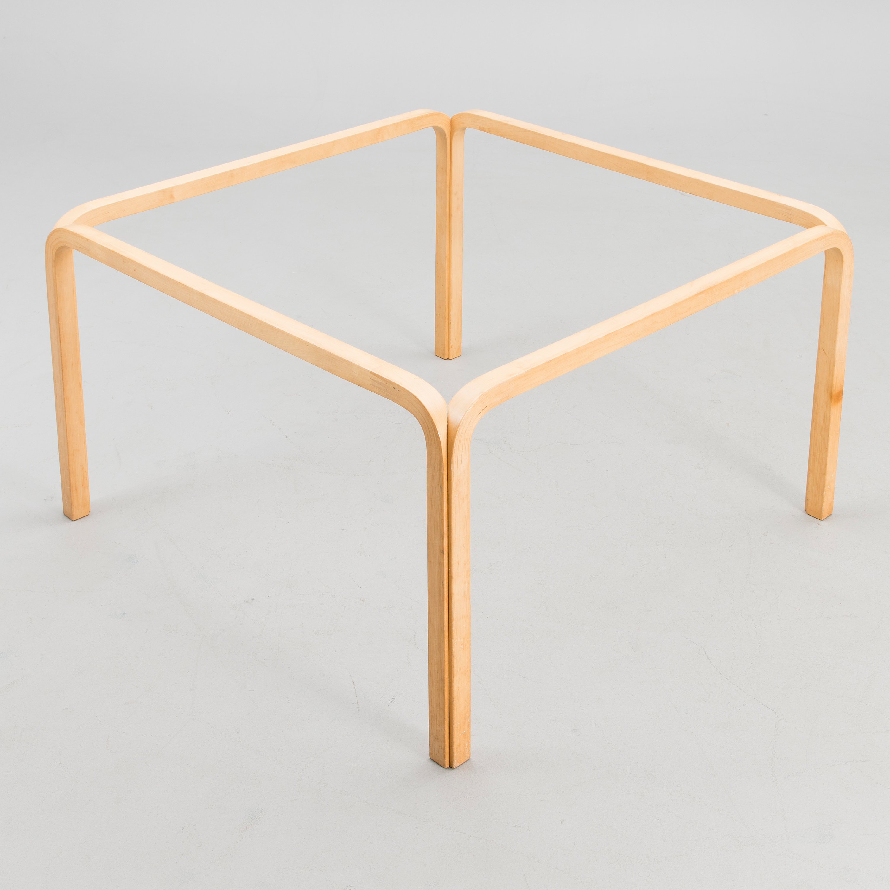 Alate 20th century Y805 coffee table for Artek Finland. - Bukowskis