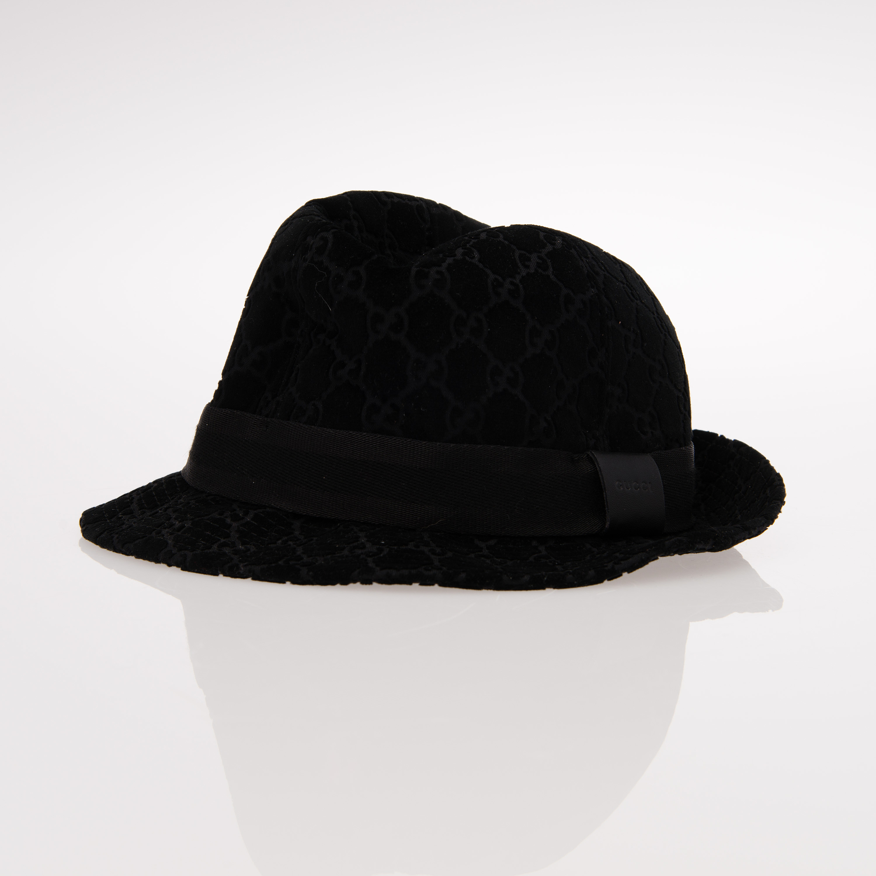 GUCCI, hat. - Bukowskis