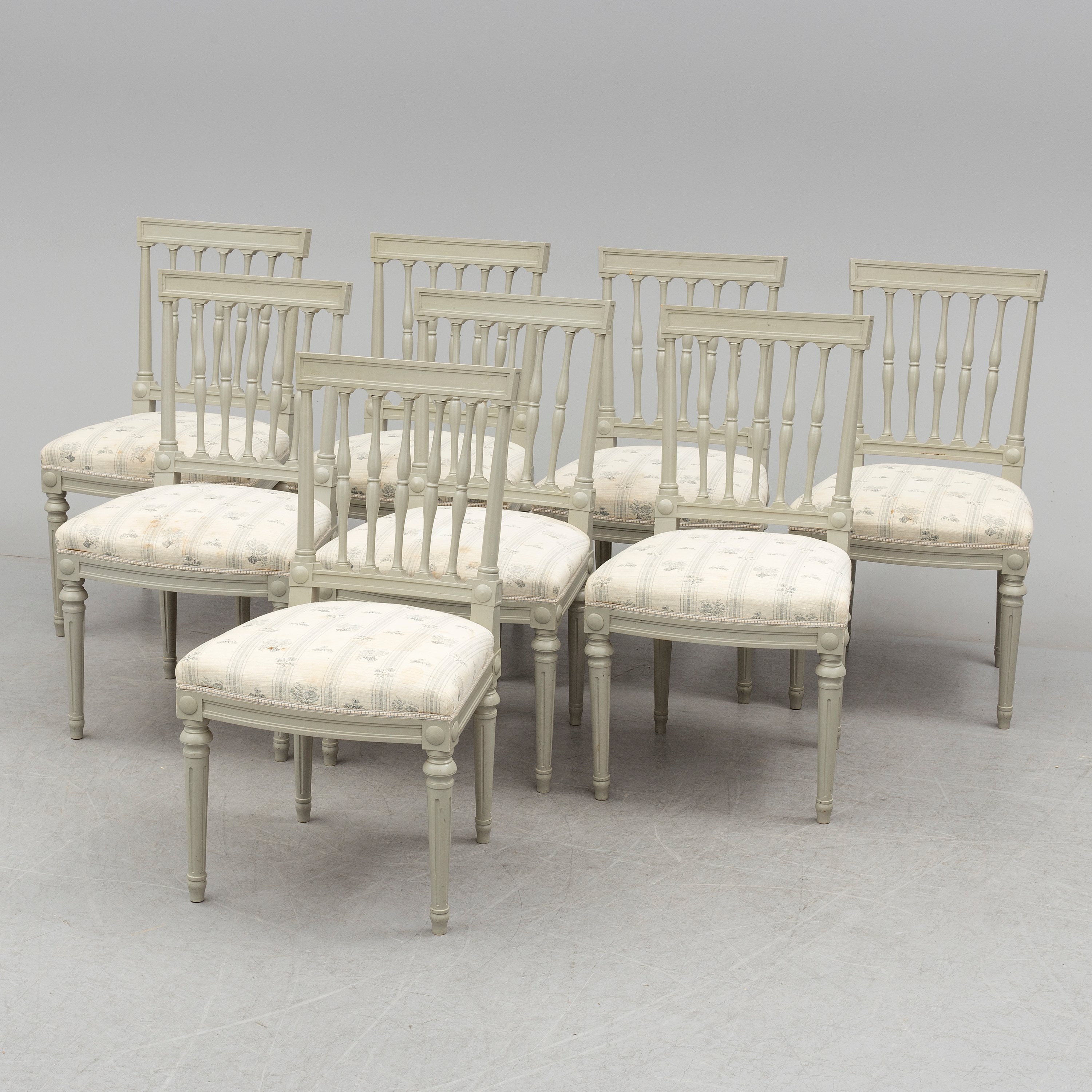 STOLAR, 8 st, gustaviansk stil, 1900-talets andra hälft. - Bukowskis