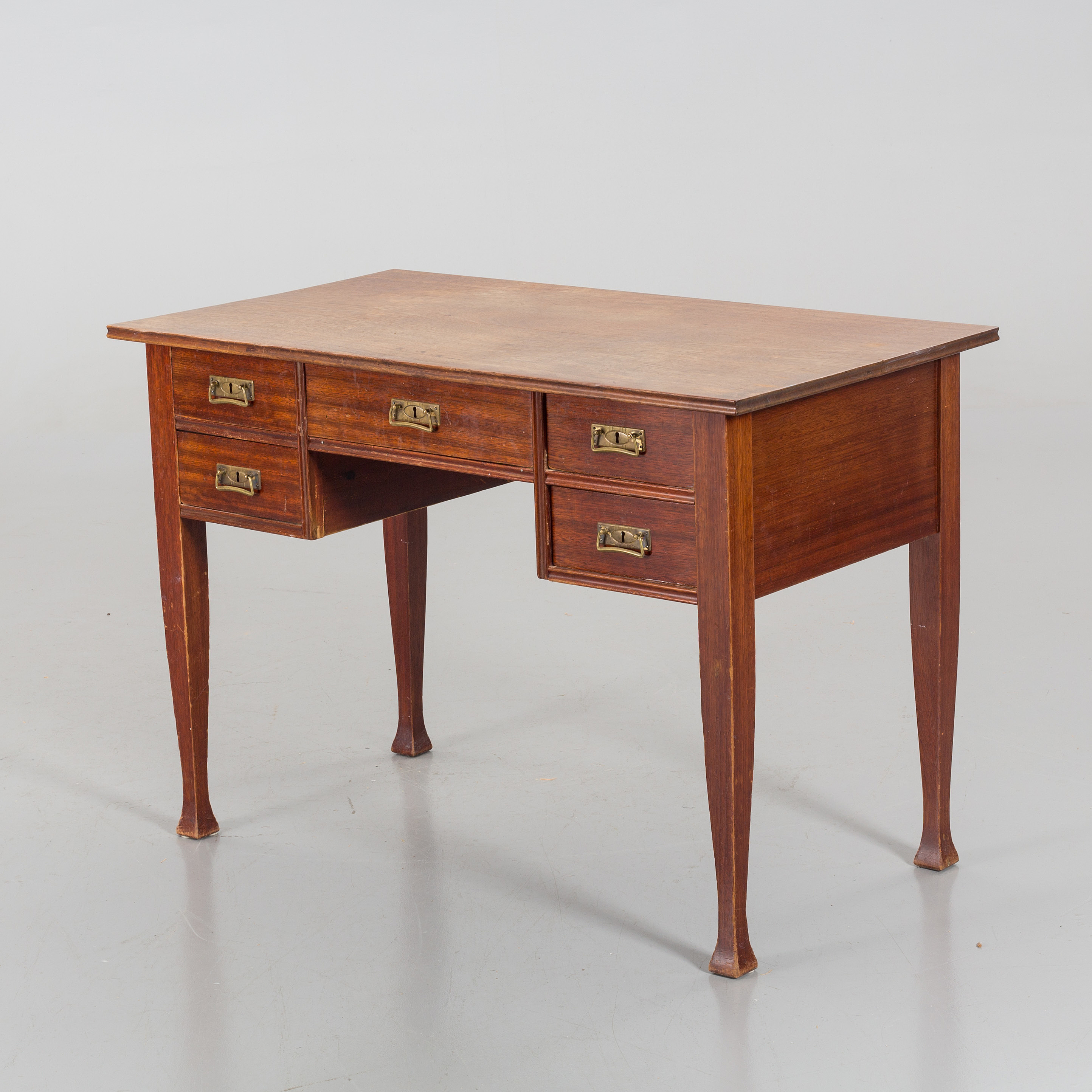 A JUGEND WRITING DESK. - Bukowskis