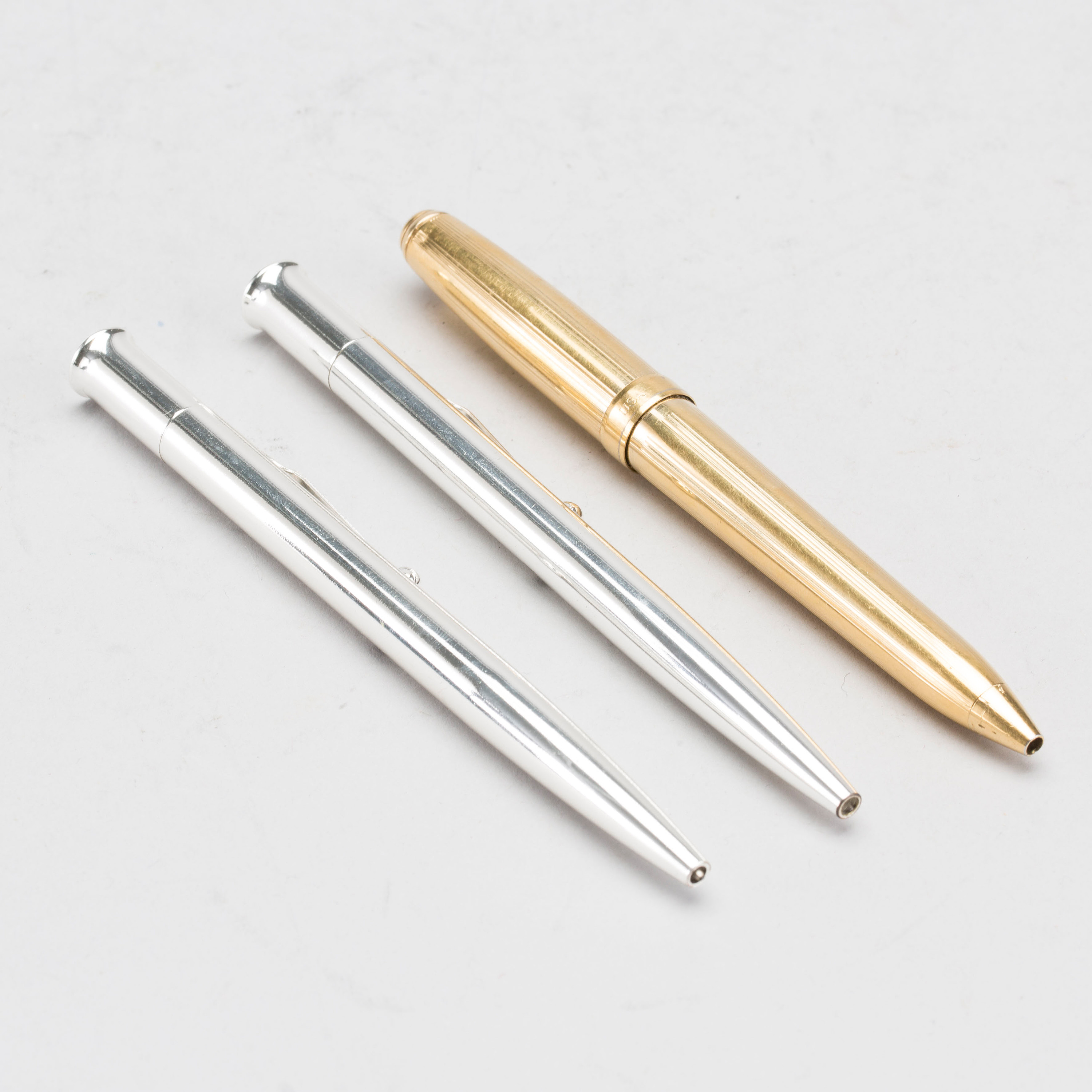 A set of three pencils, later part of the 20th century. - Bukowskis
