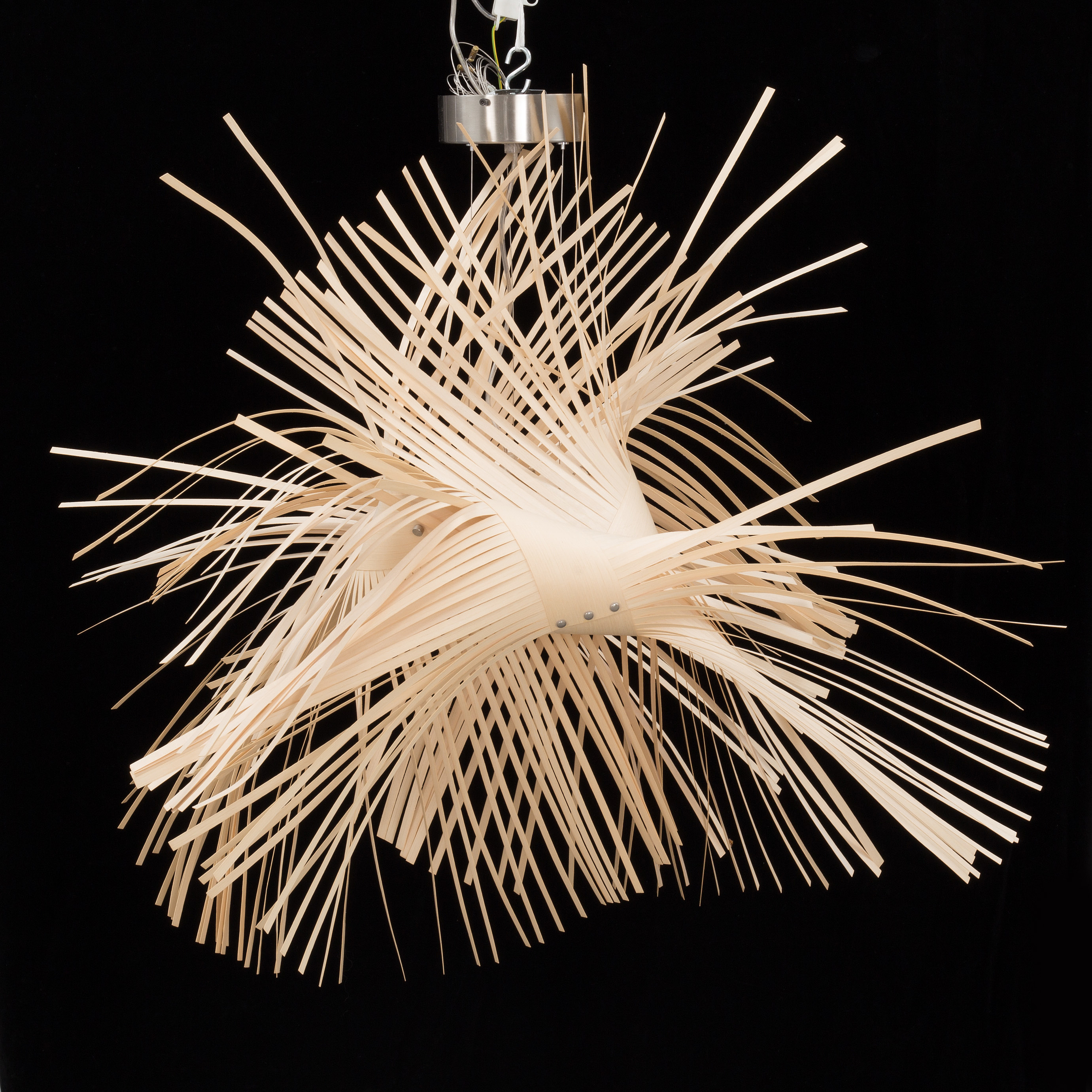 A modern suspension light 'Mikado' from Luzifer. - Bukowskis