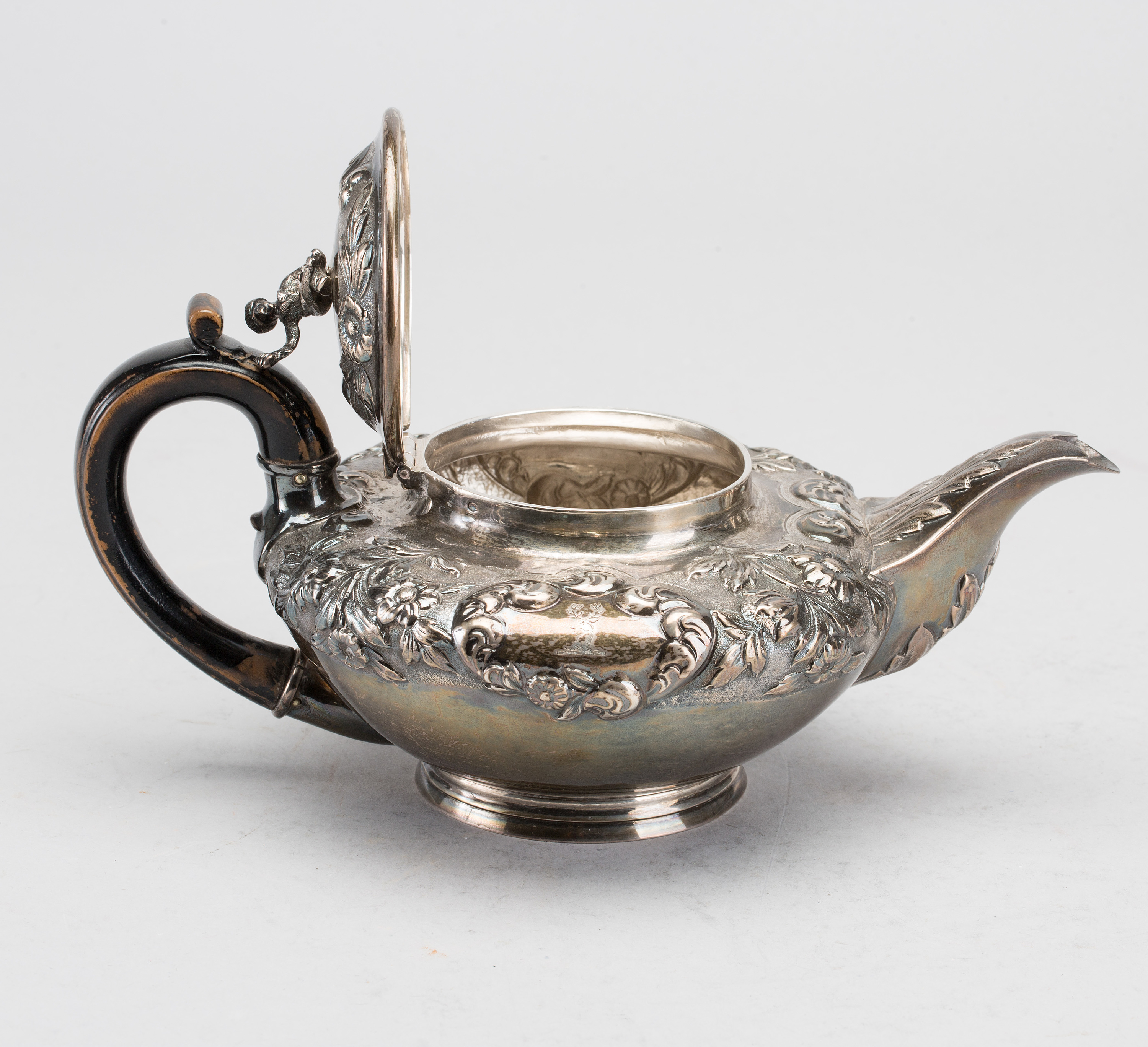 An English 19th century silver teapot mark of R Pearce & G Burrows ...