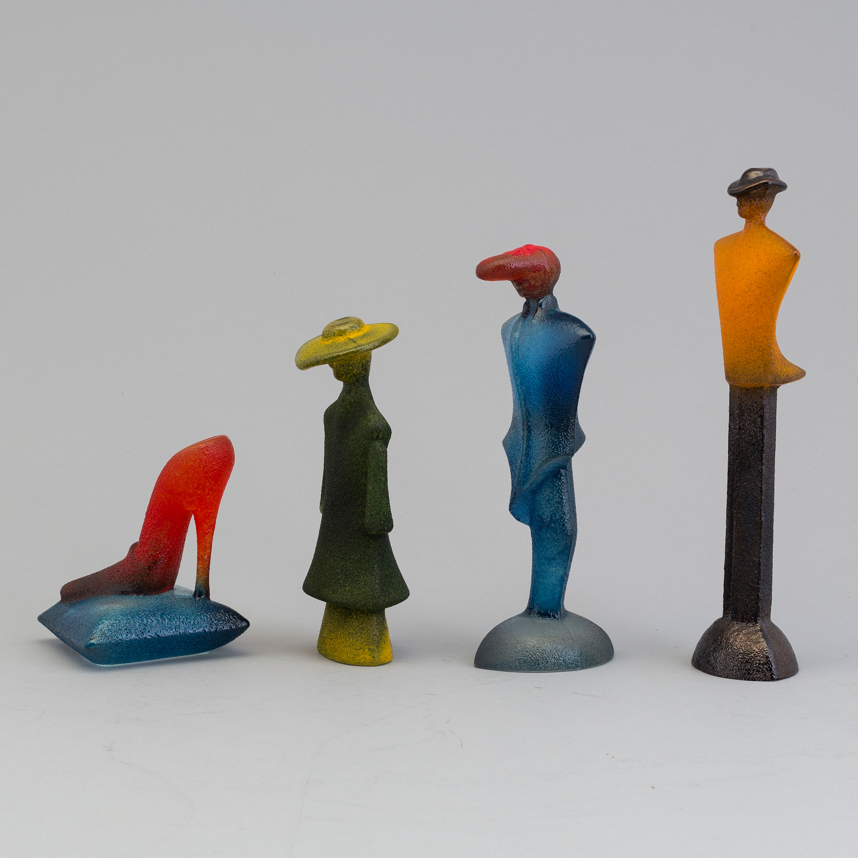 KJELL ENGMAN, skulpturer, fyra stycken, glas, för Kosta Boda. - Bukowskis