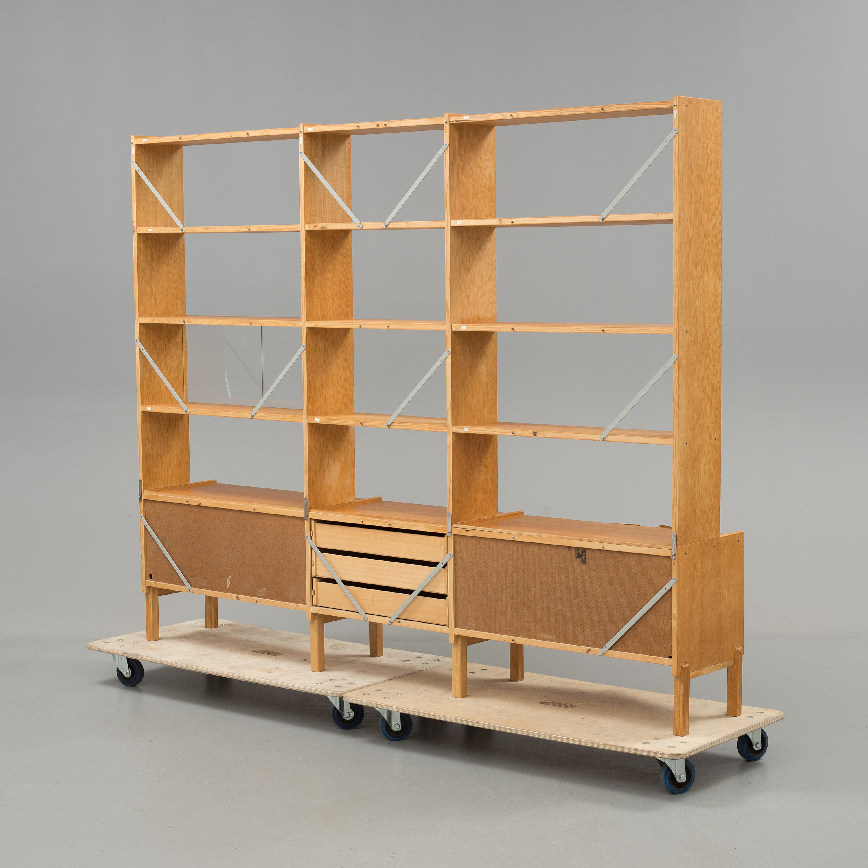 HYLLSYSTEM, Polyform, ek, 1960/70-tal. - Bukowskis