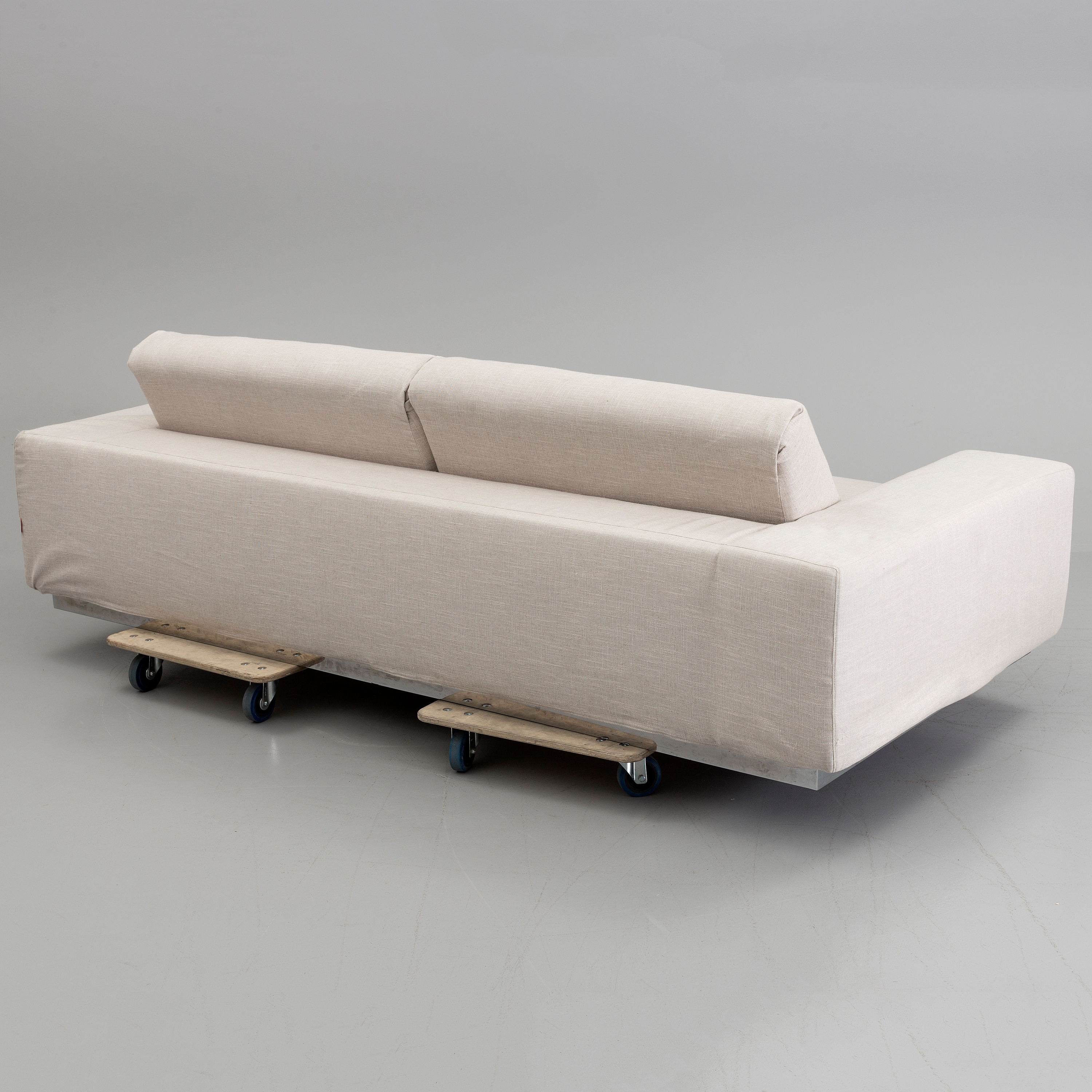 A NUBE CARLO COLOMBO SOFA, model "Pacific Coast". - Bukowskis