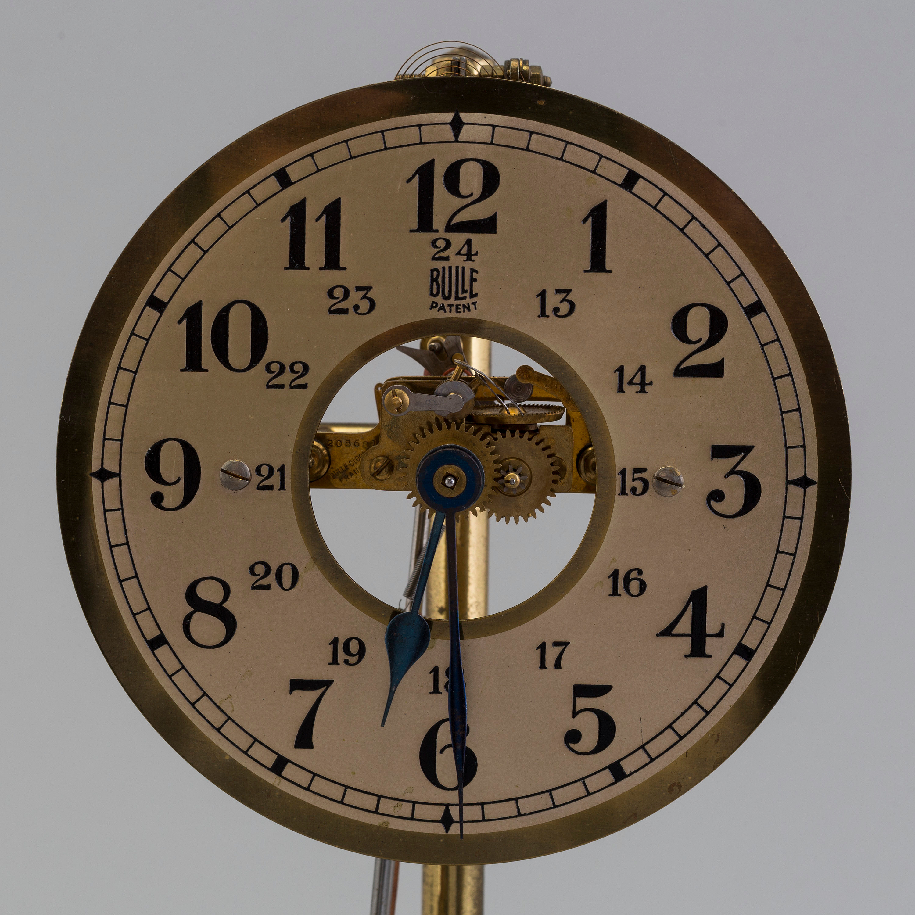 A MANTEL CLOCK, marked Bulle, first half of the 20th century. - Bukowskis