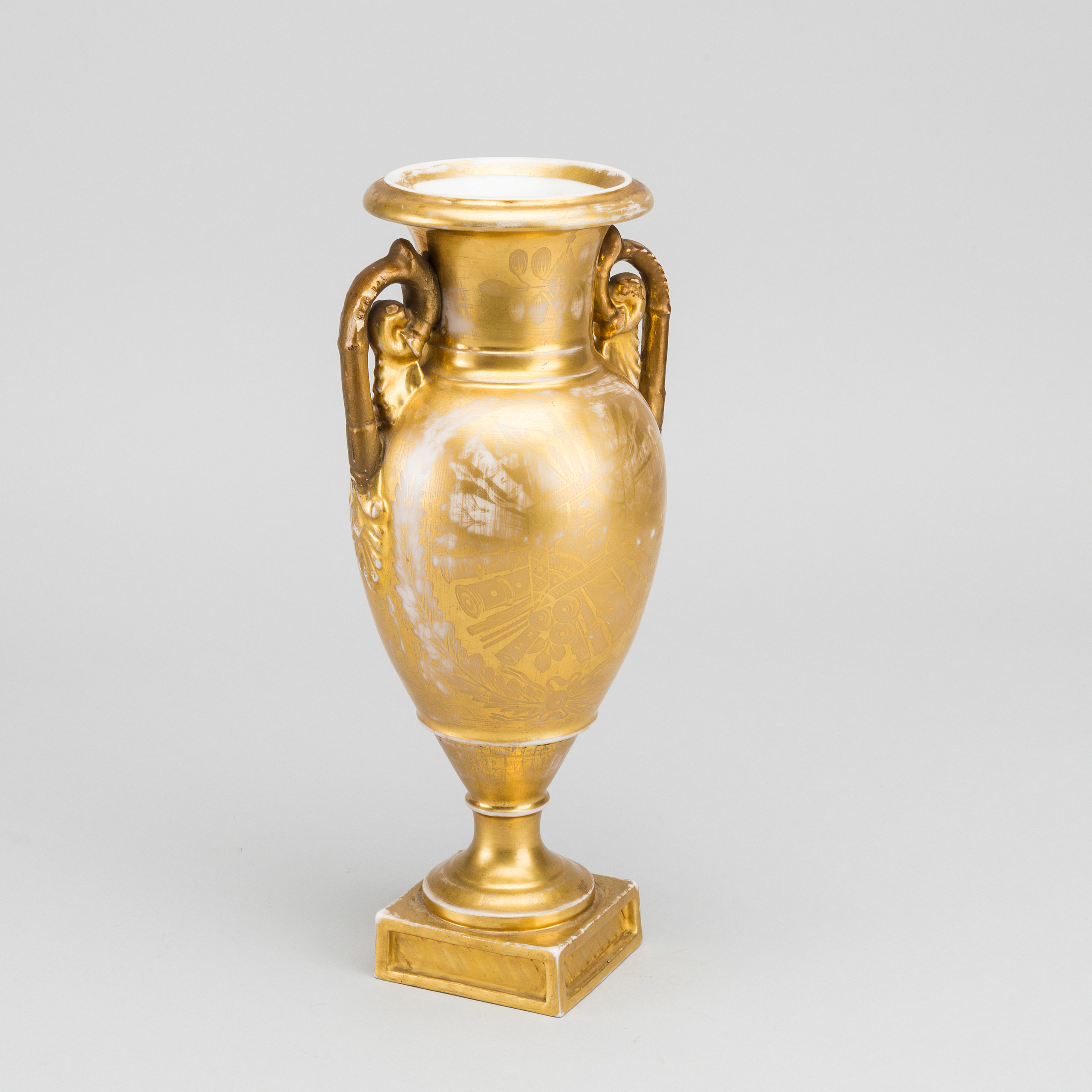 A RUSSIAN URN FROM THE 1820-30'S. - Bukowskis