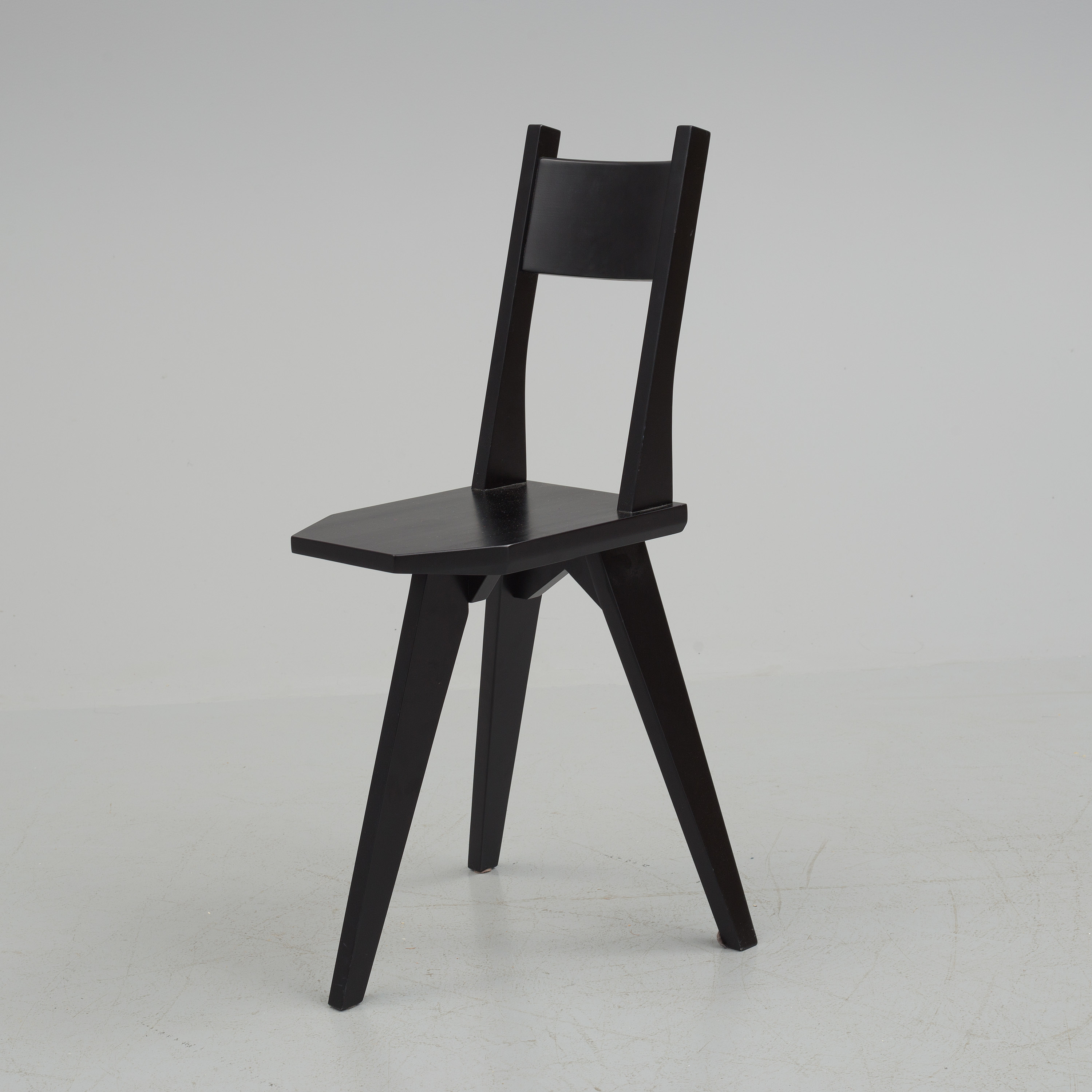 A "Camilla" chair designed by John Kandell for Källemo. - Bukowskis