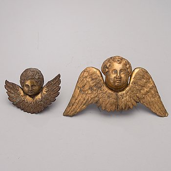 Two decorative, polished brass objects from the 19th century. - Bukowskis