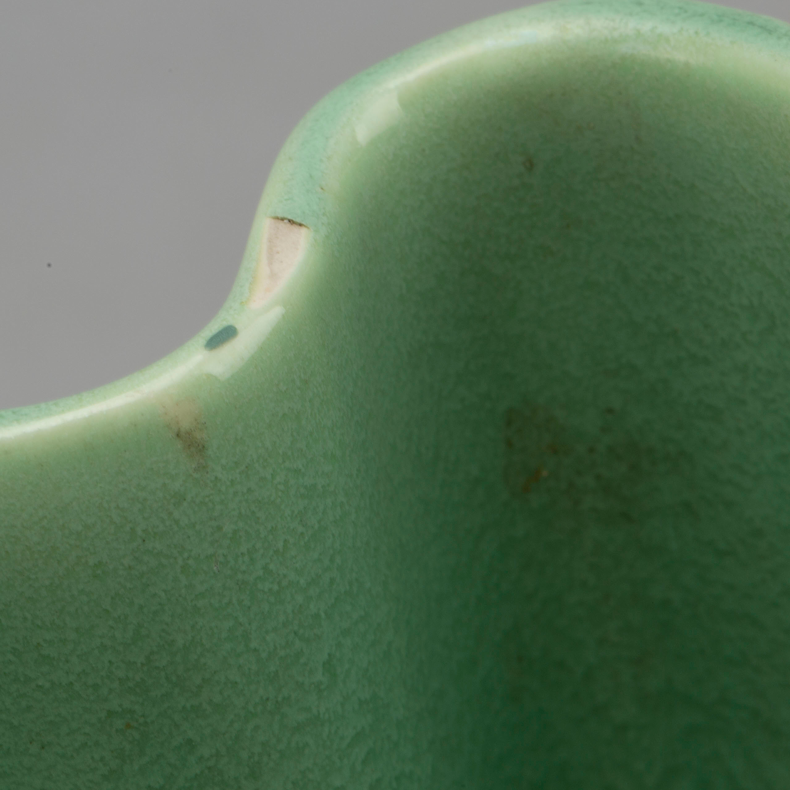 ARTHUR PERCY, an eartheware bowl. - Bukowskis