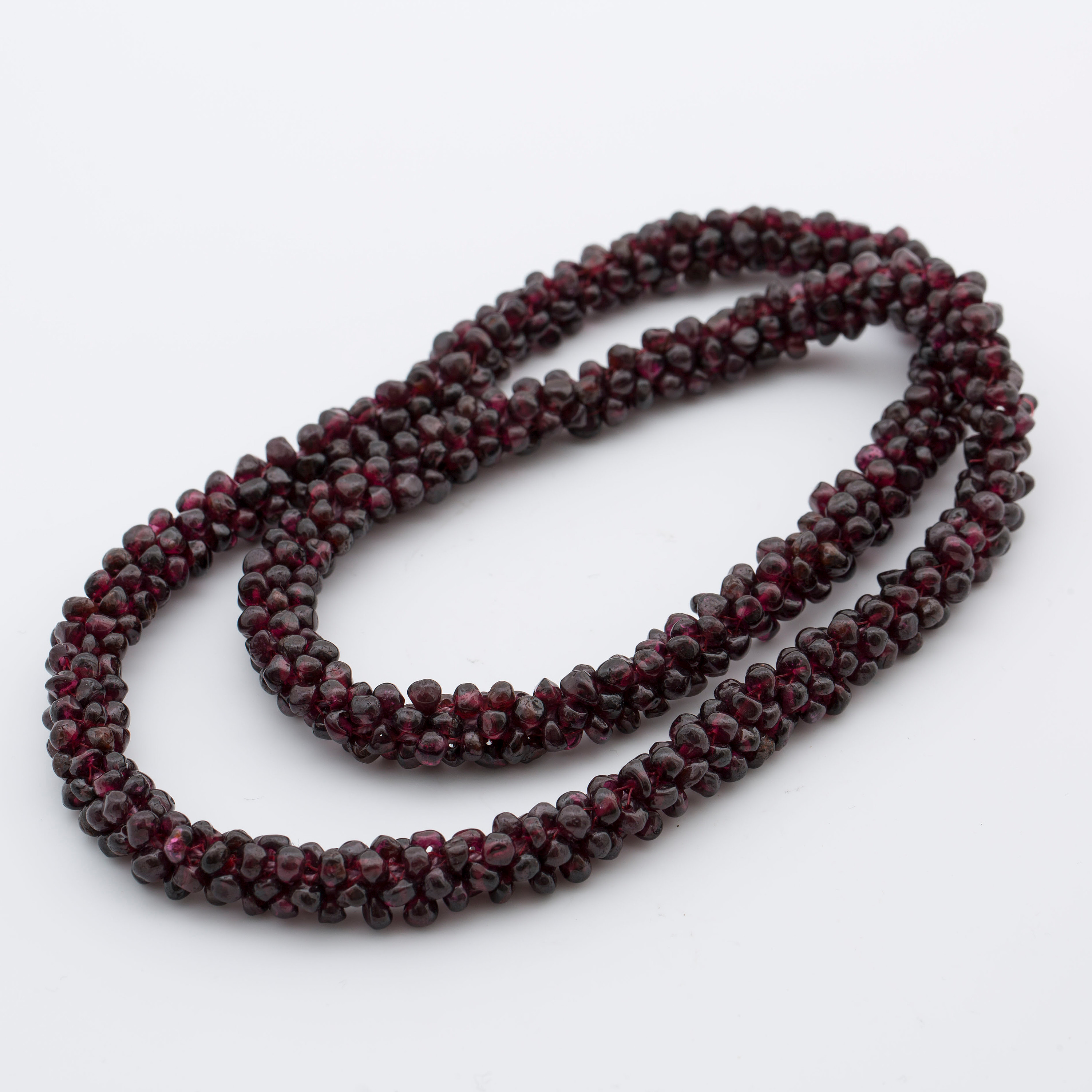 COLLIER, granater. - Bukowskis