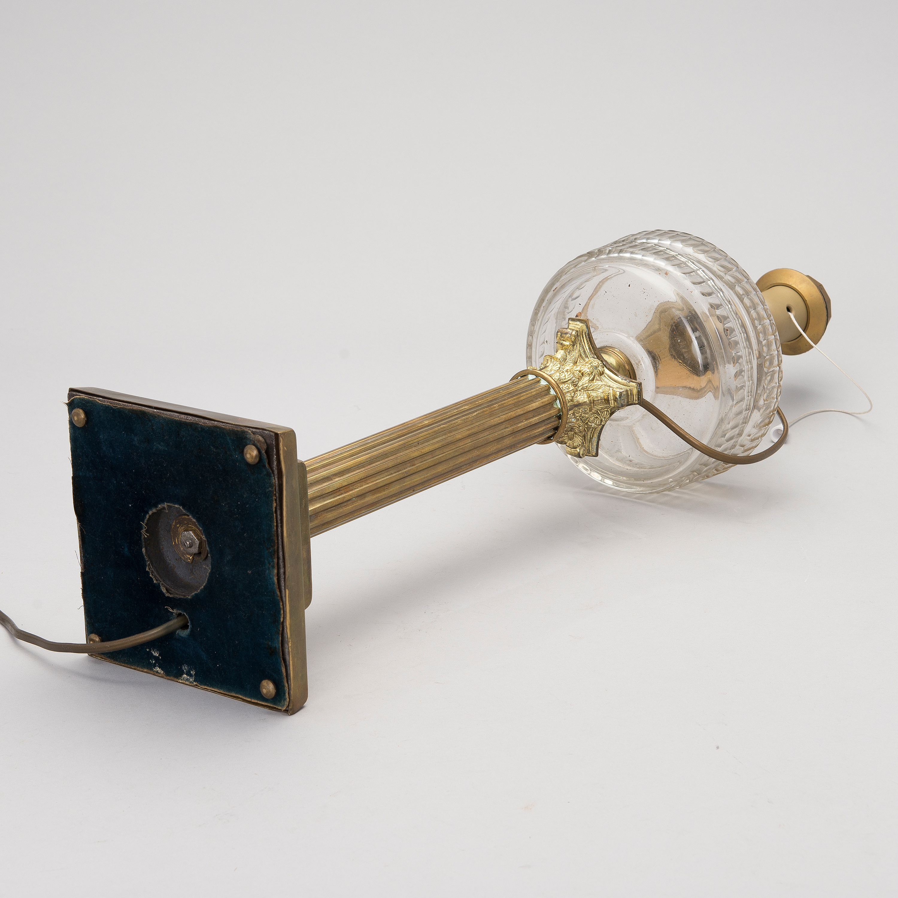 A table lamp from the early 20th Century. - Bukowskis