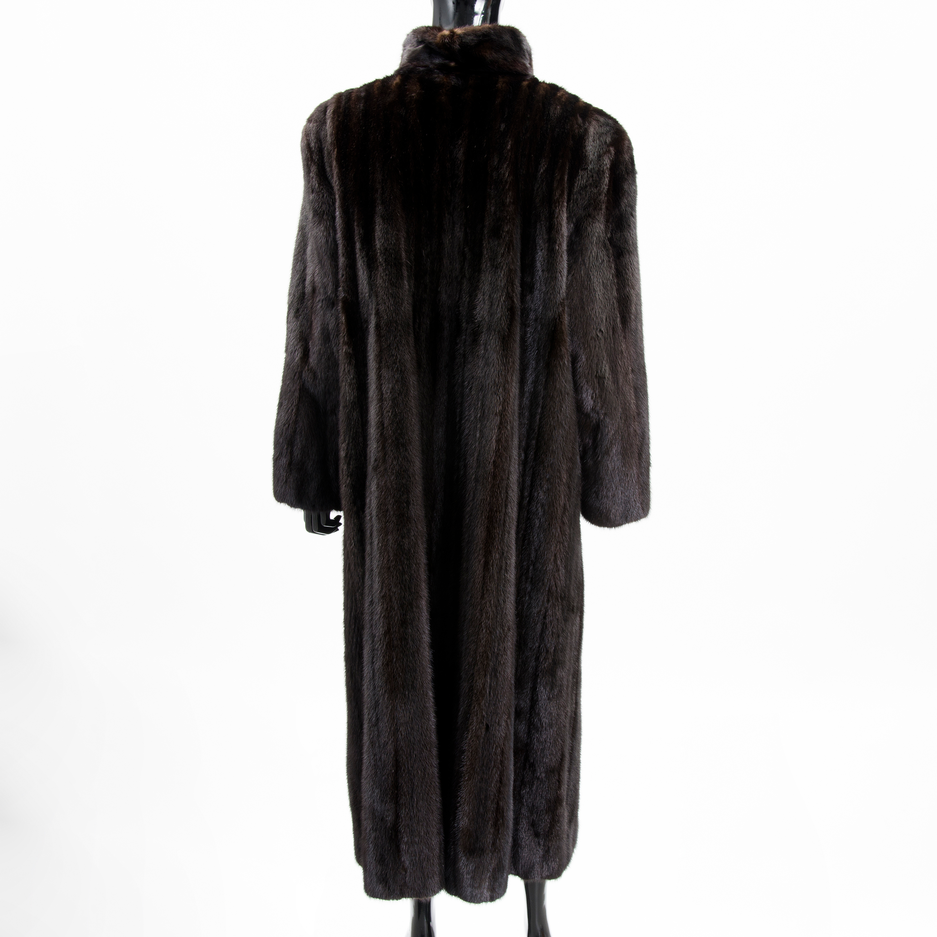A SAGA MINK FUR COAT. - Bukowskis