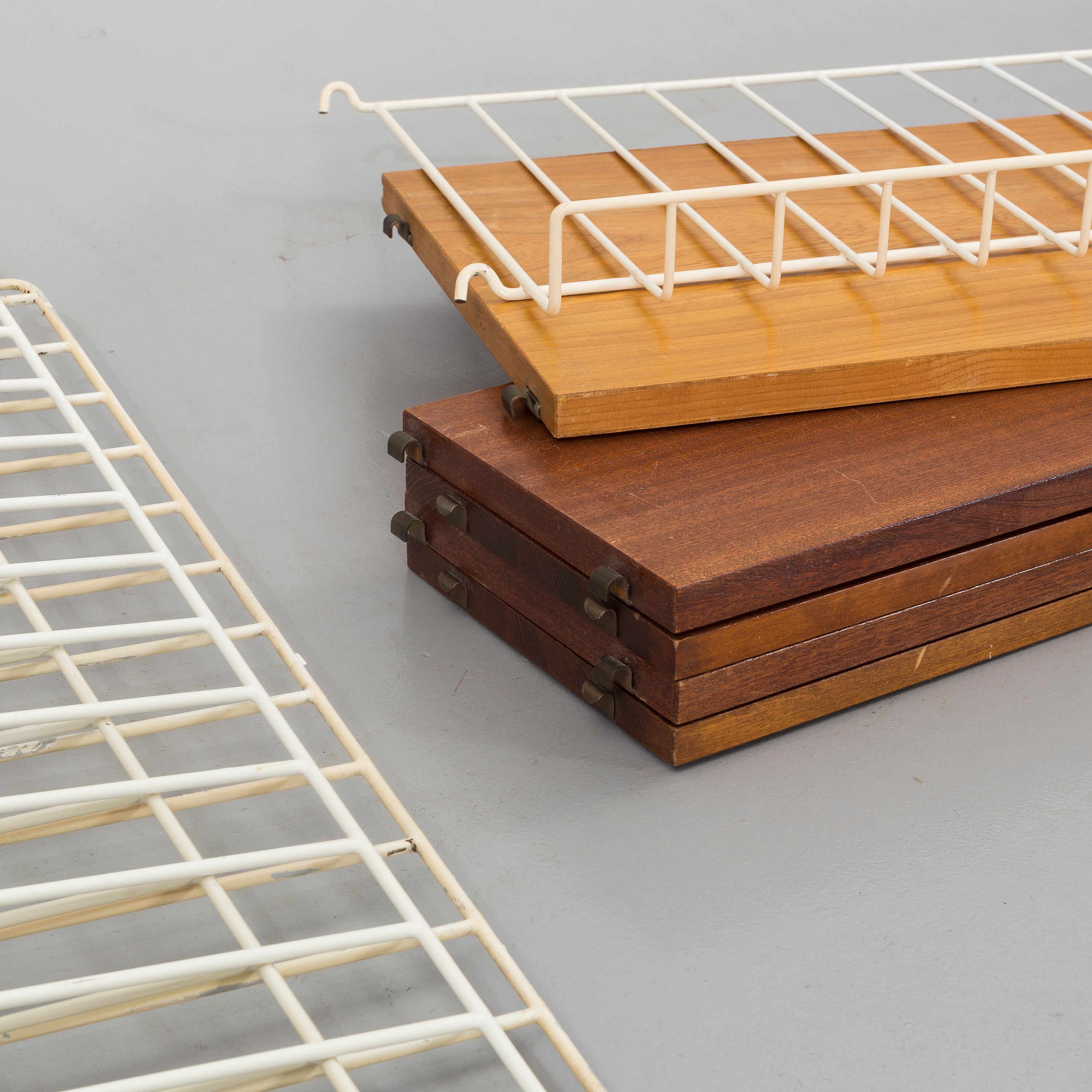 NILS STRINNING, hyllsystem, "String". - Bukowskis