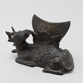 A Chinese bronze sculpture from the 20th century. - Bukowskis