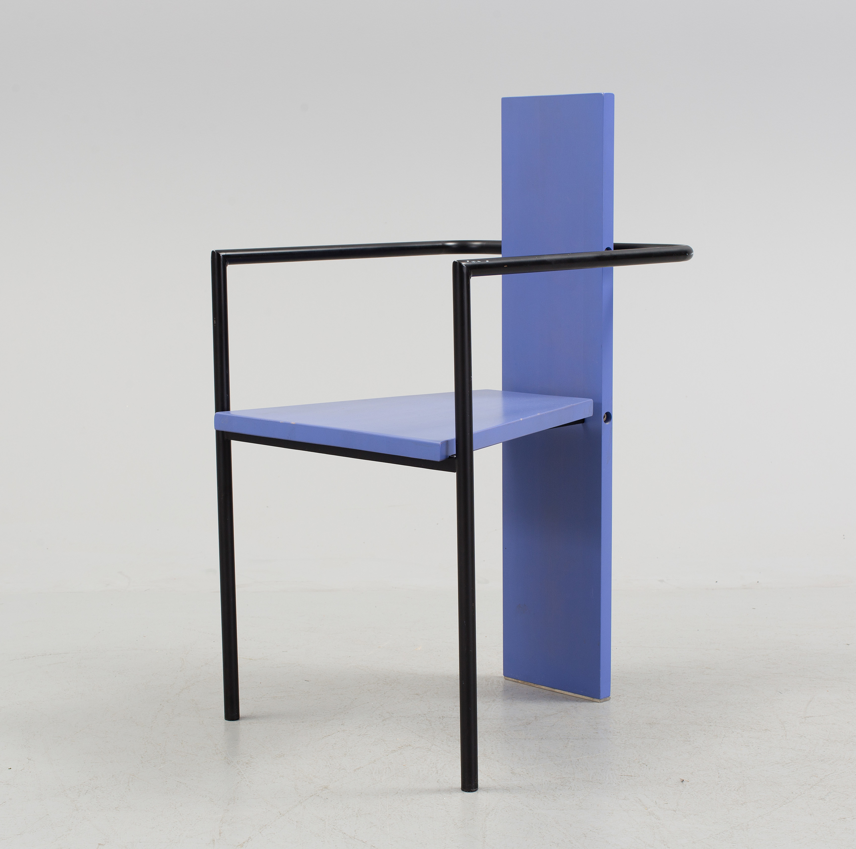A Jonas Bohlin "Concrete" chair from the late 1900's. - Bukowskis