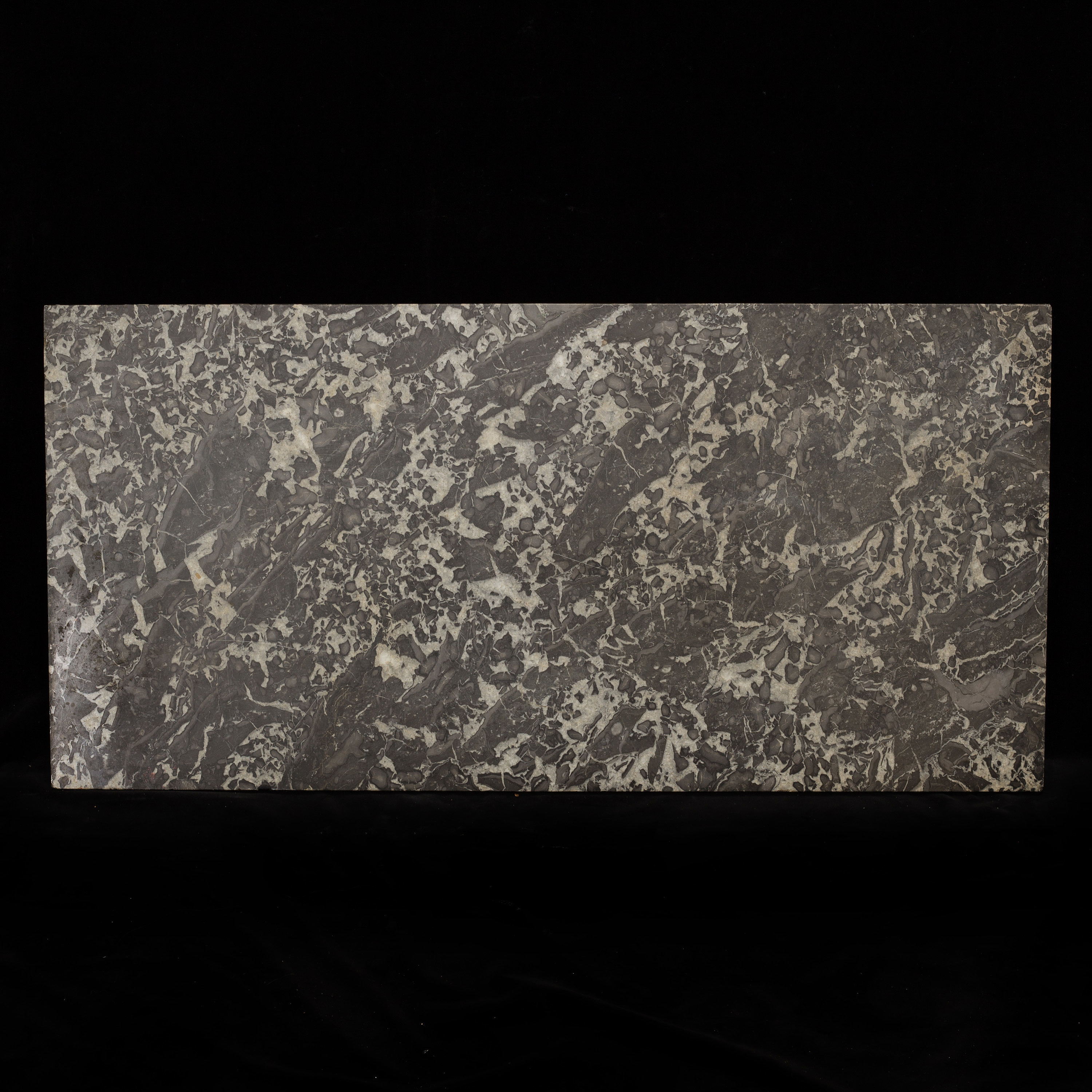 A Grey marble top, circa 1900. - Bukowskis