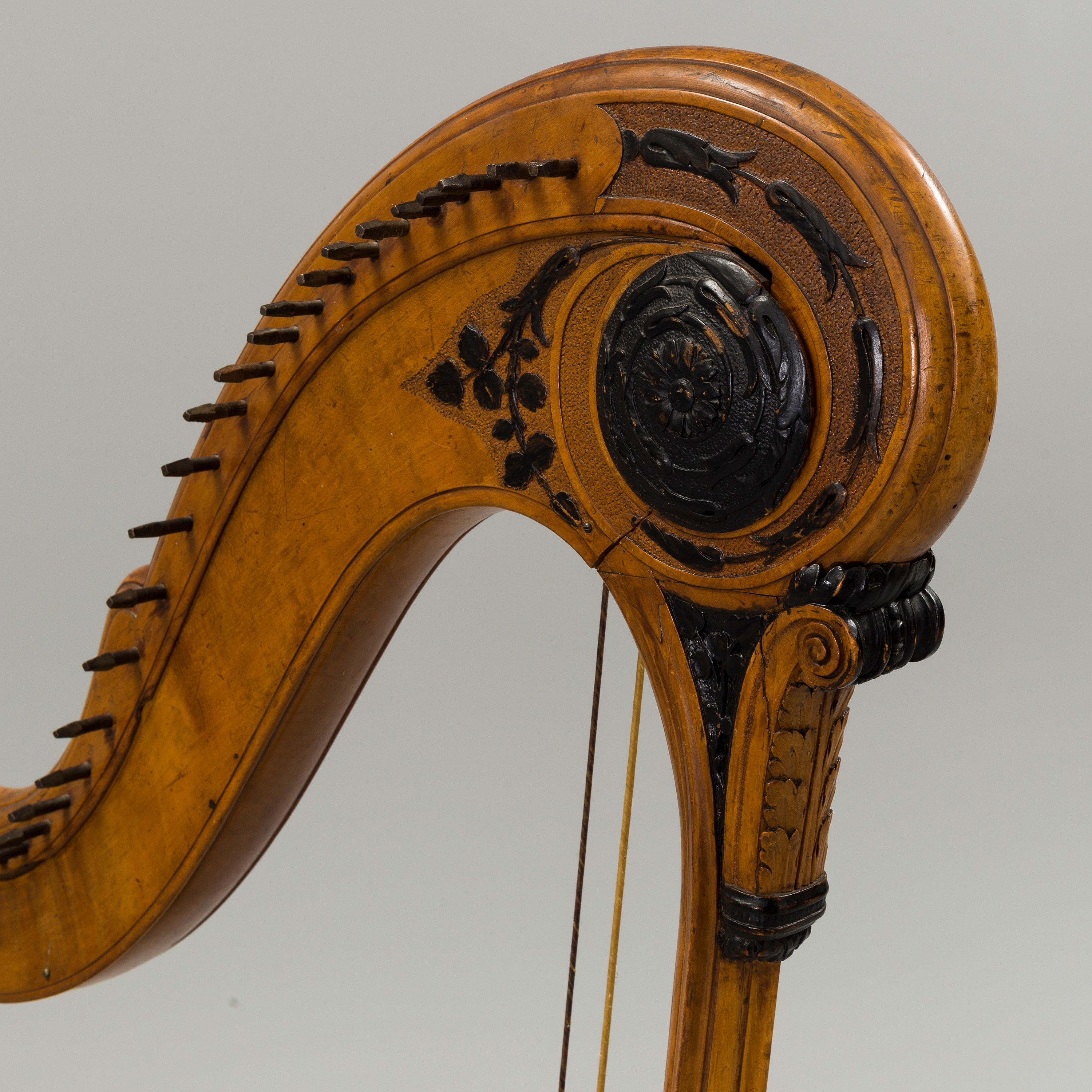 A birch and pine harp from Northern Europe, first half of the 19th ...