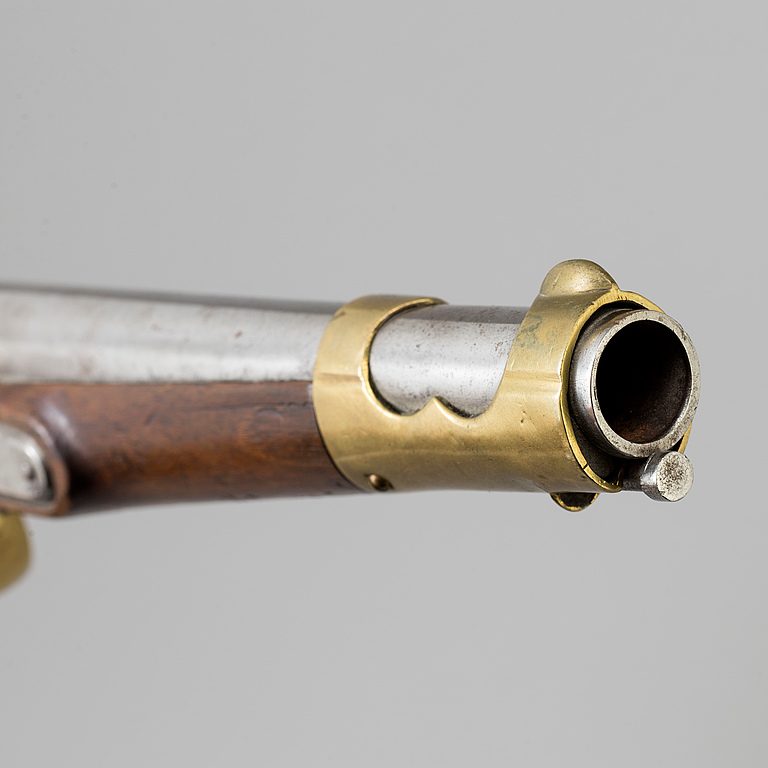 A first half of the 19th century percussion lock pistol. - Bukowskis