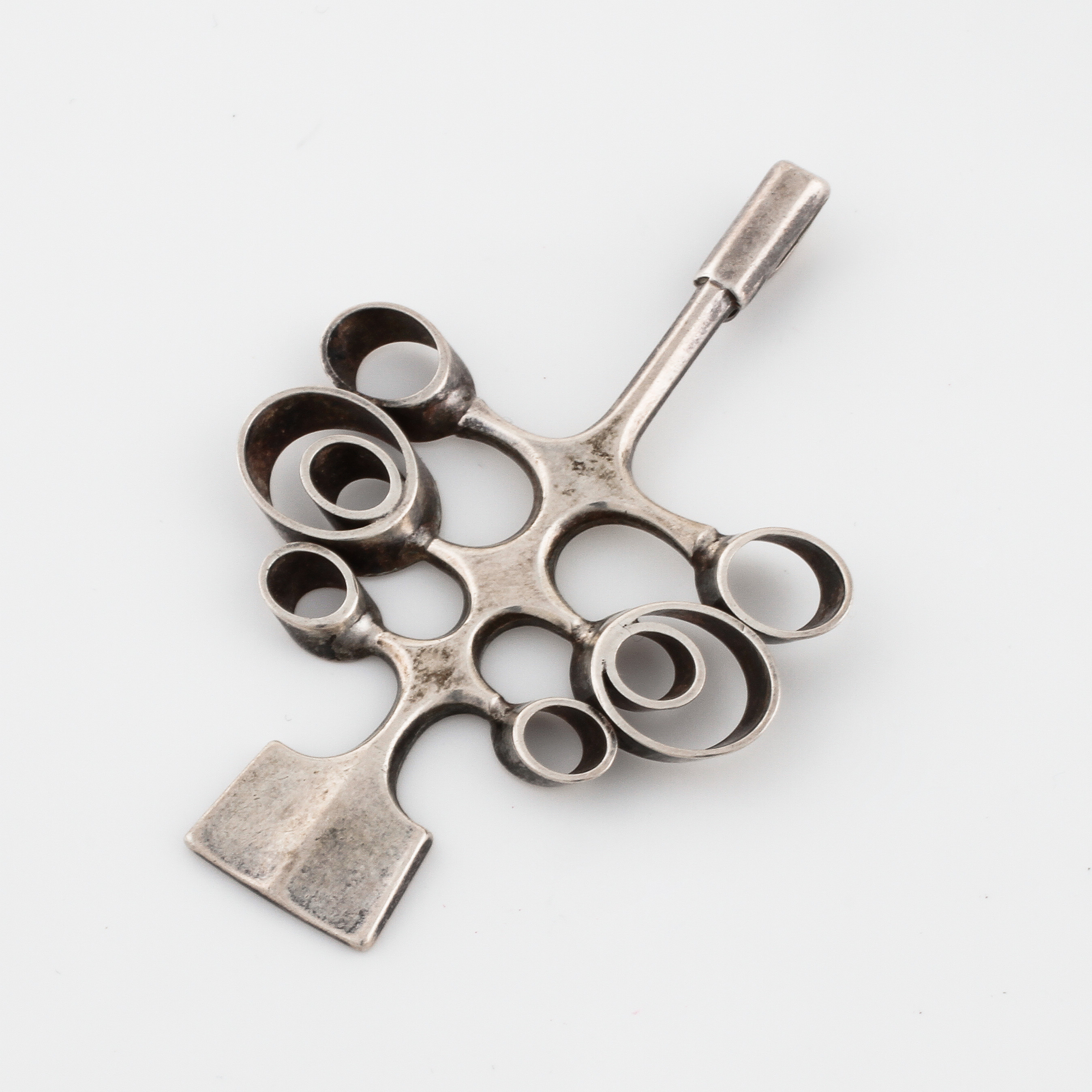 A pendant by David Andersen, Norway. - Bukowskis