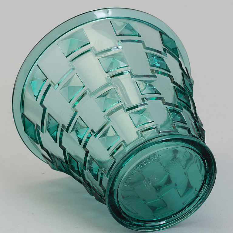 A Simon Gate vase for Orrefors ca 1930. - Bukowskis