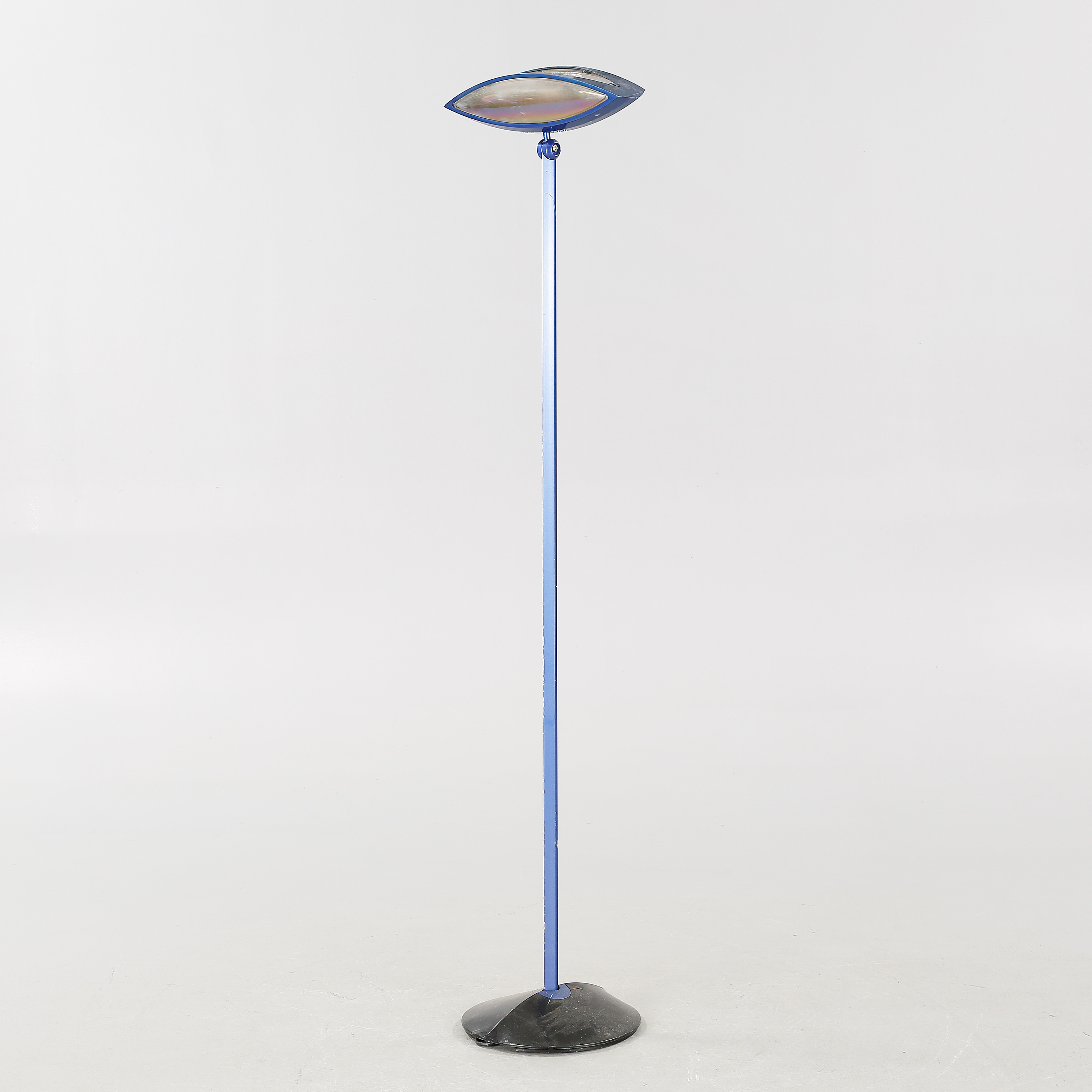 A post modern floor lamp, late 20th century. - Bukowskis