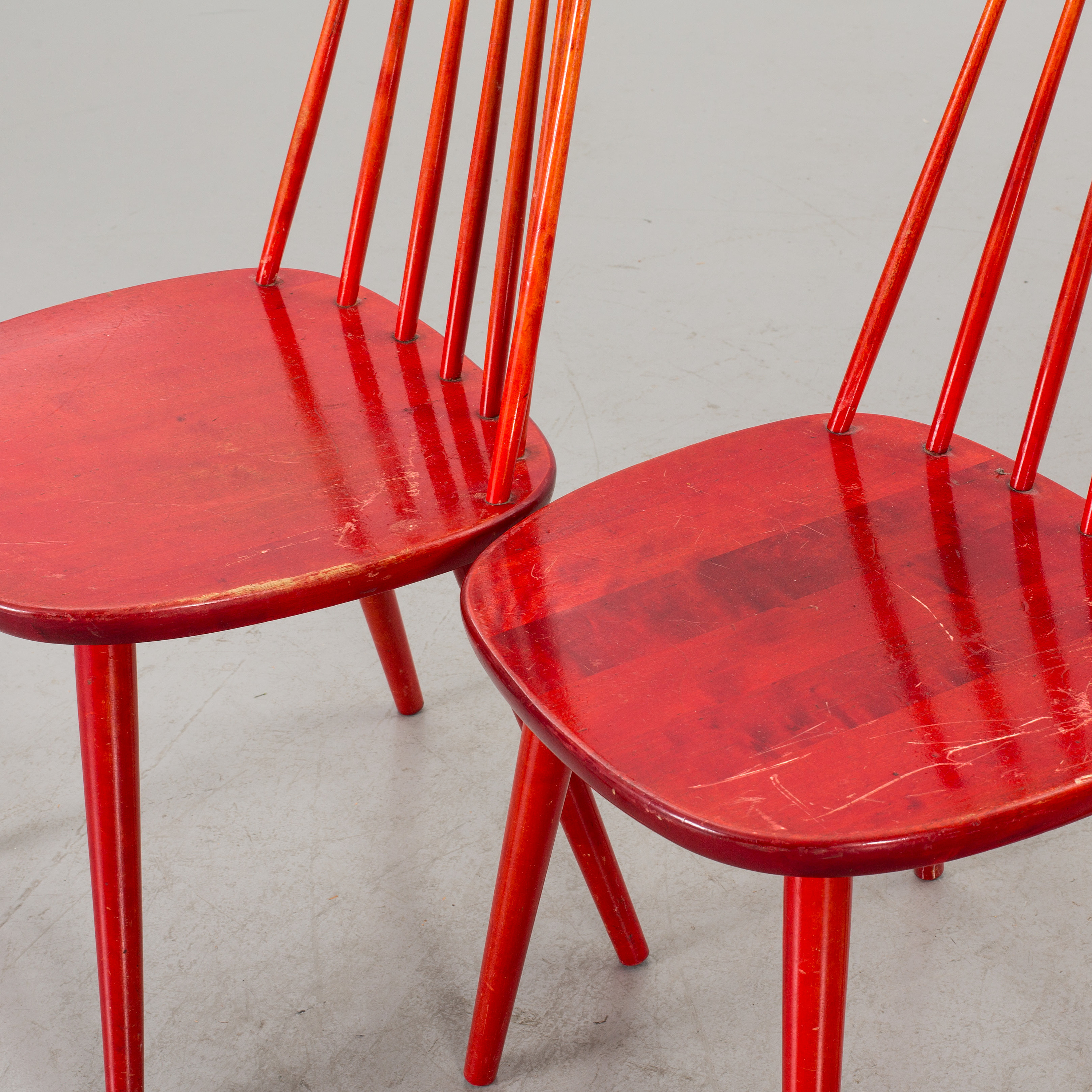 YNGVE EKSTRÖM, 4 "Pinocchio" chairs, mid 20th century. - Bukowskis