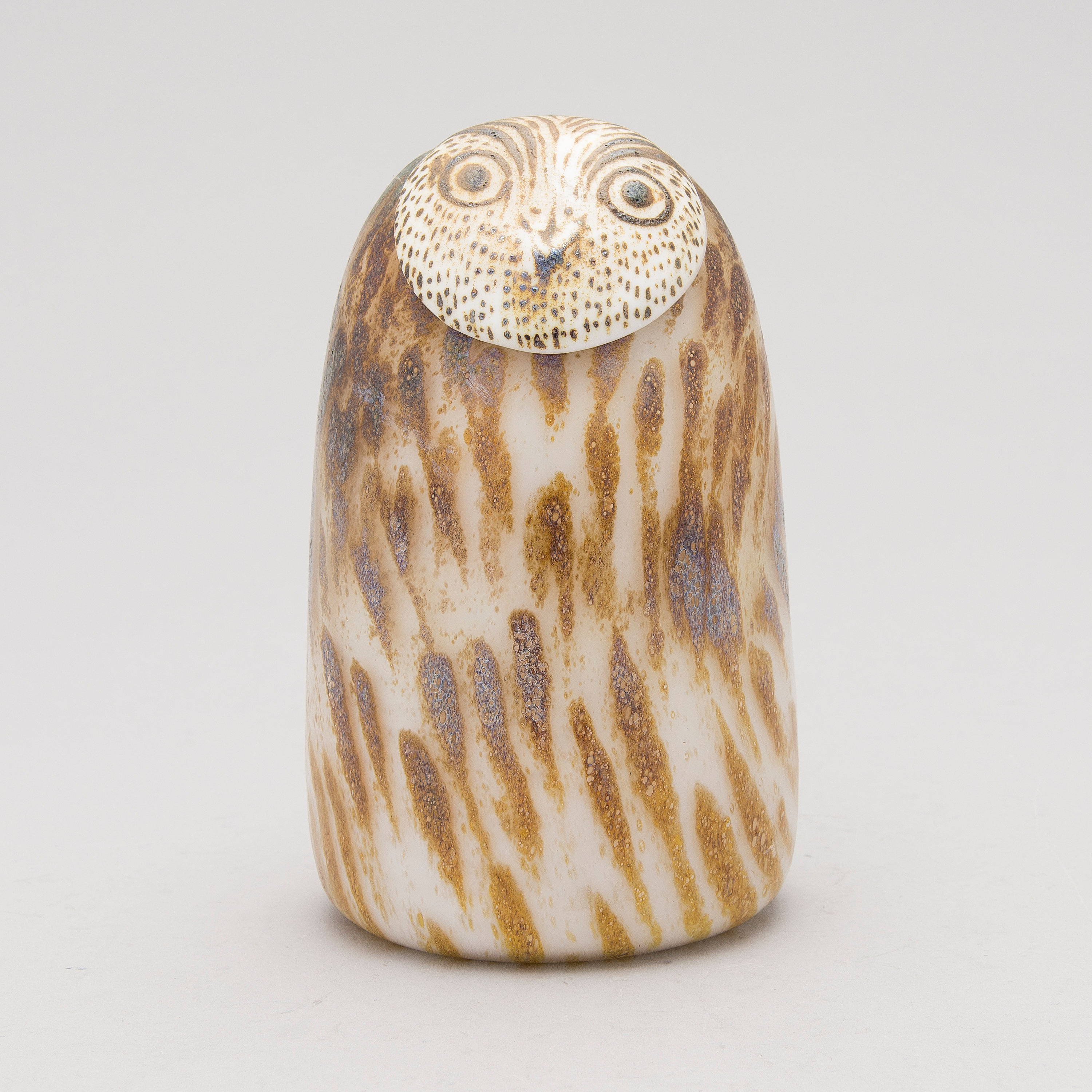 An Eagle Owl Glass Bird, signed Oiva Toikka, Nuutajärvi Notsjö. 1980s ...