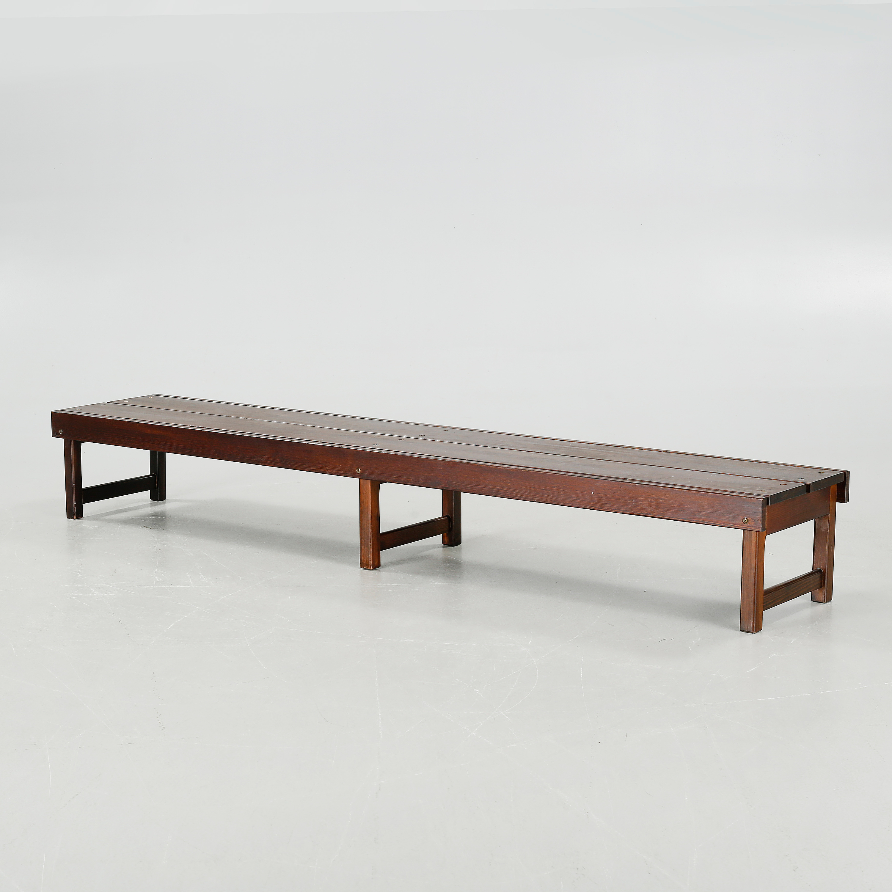 A 1970/80s bench. - Bukowskis
