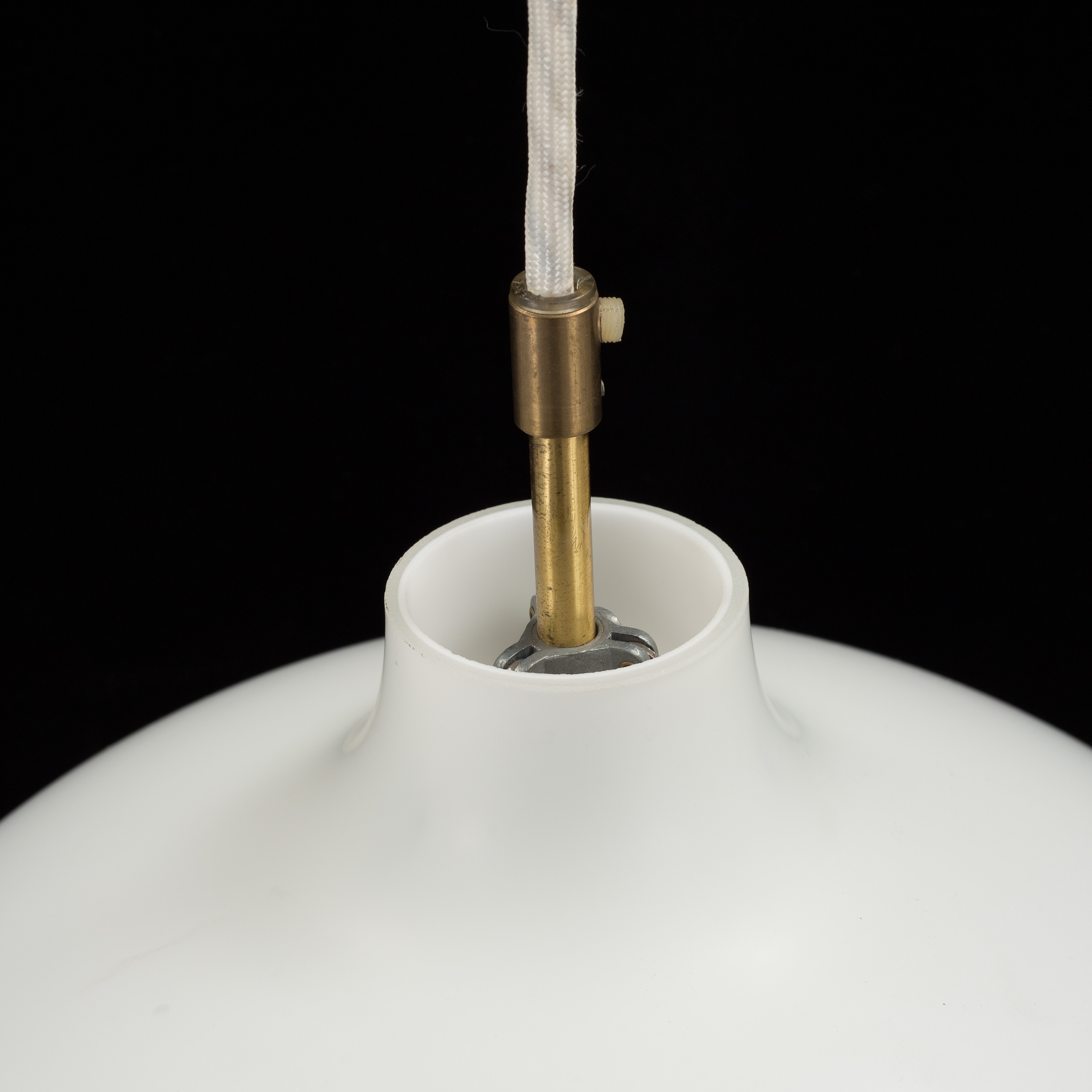 TAKLAMPA, "Satellit", Wilhelm Wohlert för Louis Poulsen. - Bukowskis